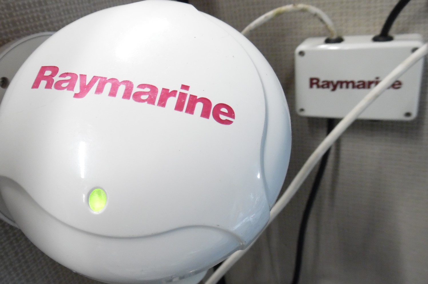 Raymarine Raystar 125 GPS Antenna w/ New Battery and Accessories ...