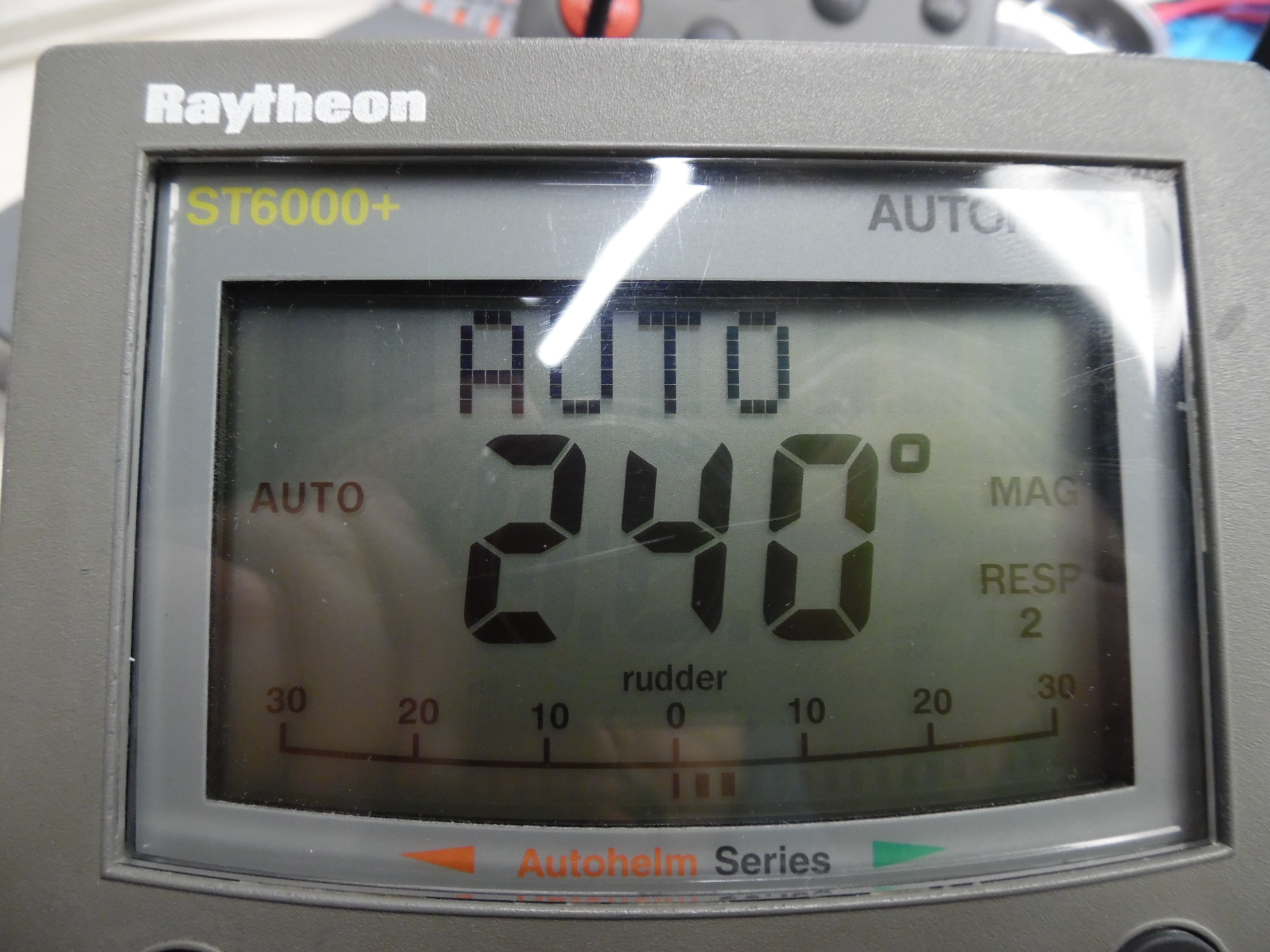 Raymarine Raytheon ST6000+ Seatalk Autopilot Head A12022 - Max Marine ...