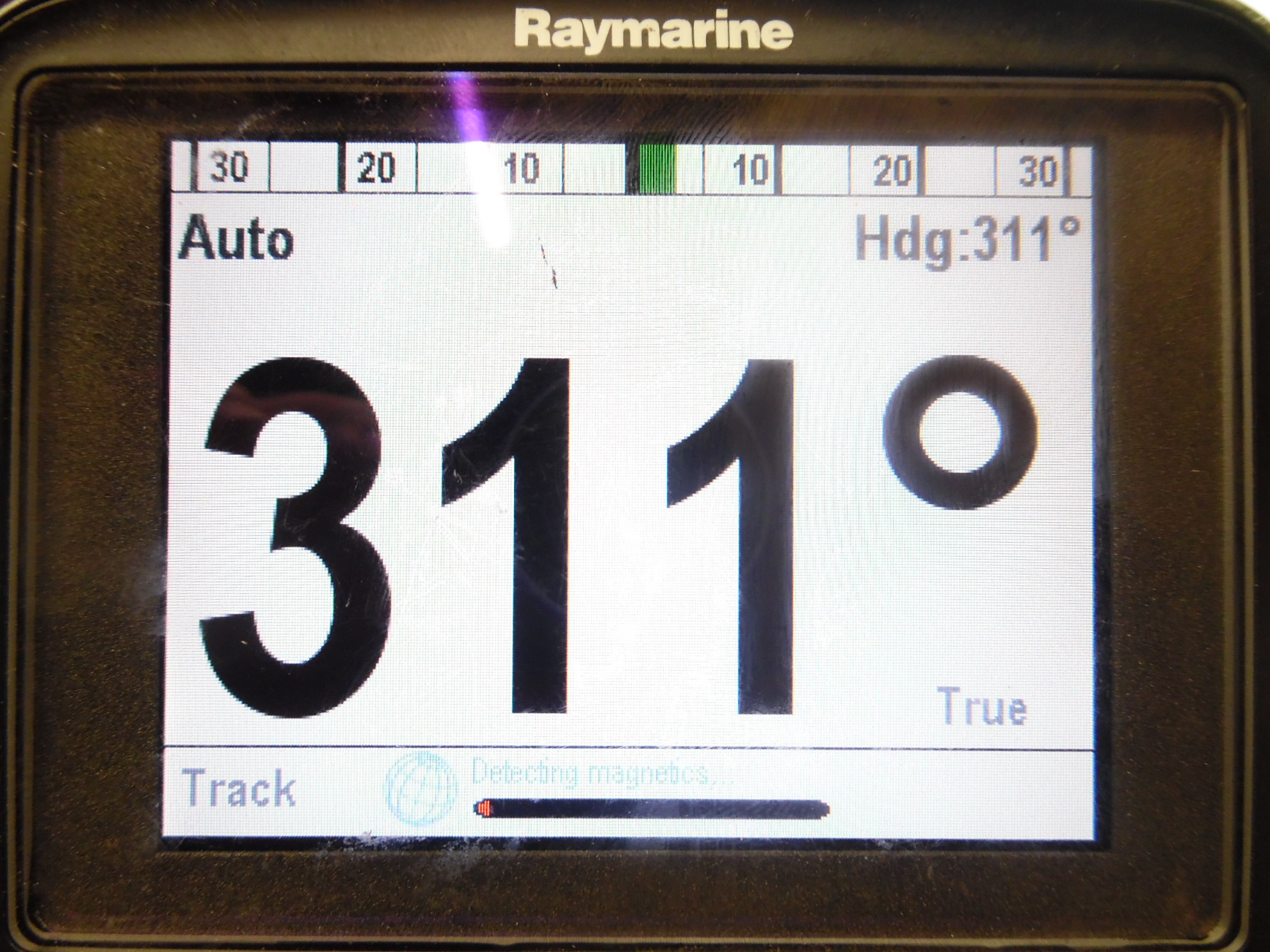 Raymarine~P70R Color Seatalk NG Autopilot Display~E22167 - Max Marine ...