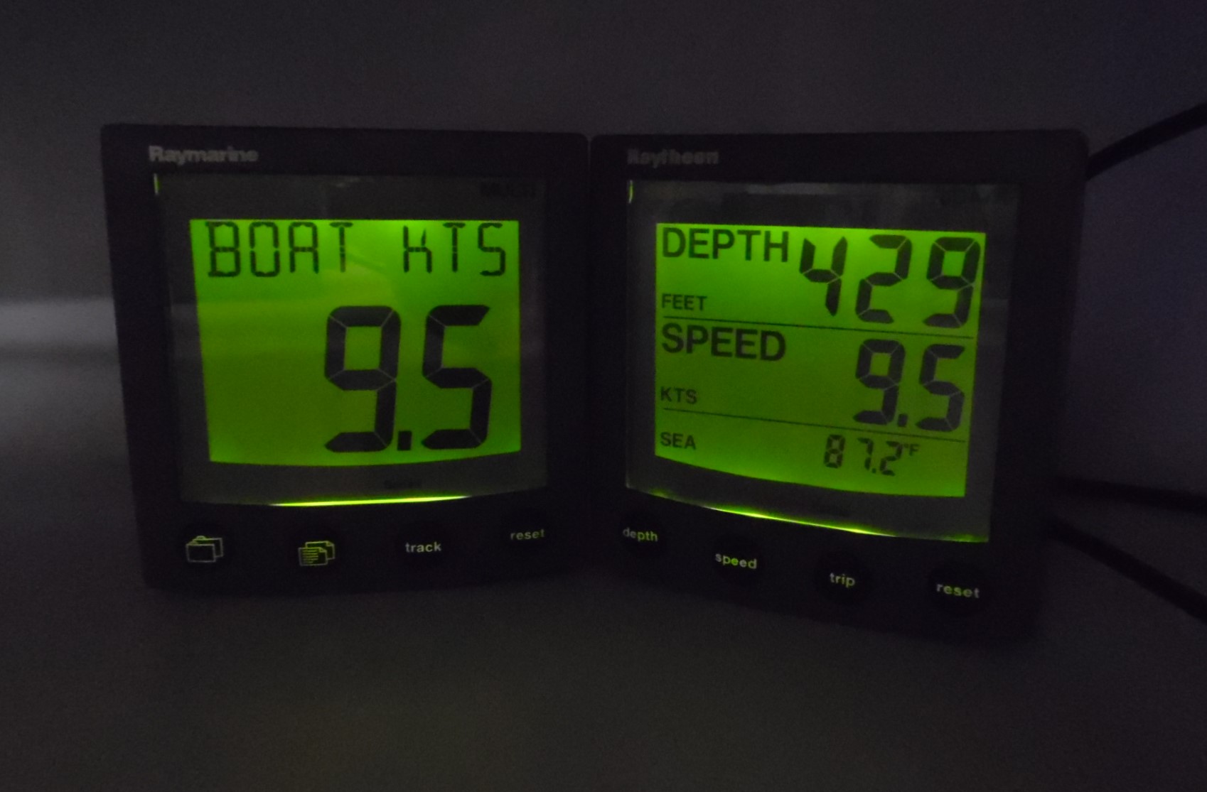 Raymarine ST60 Multi Display w/ Sun Cover and Accessories - A22003 ...