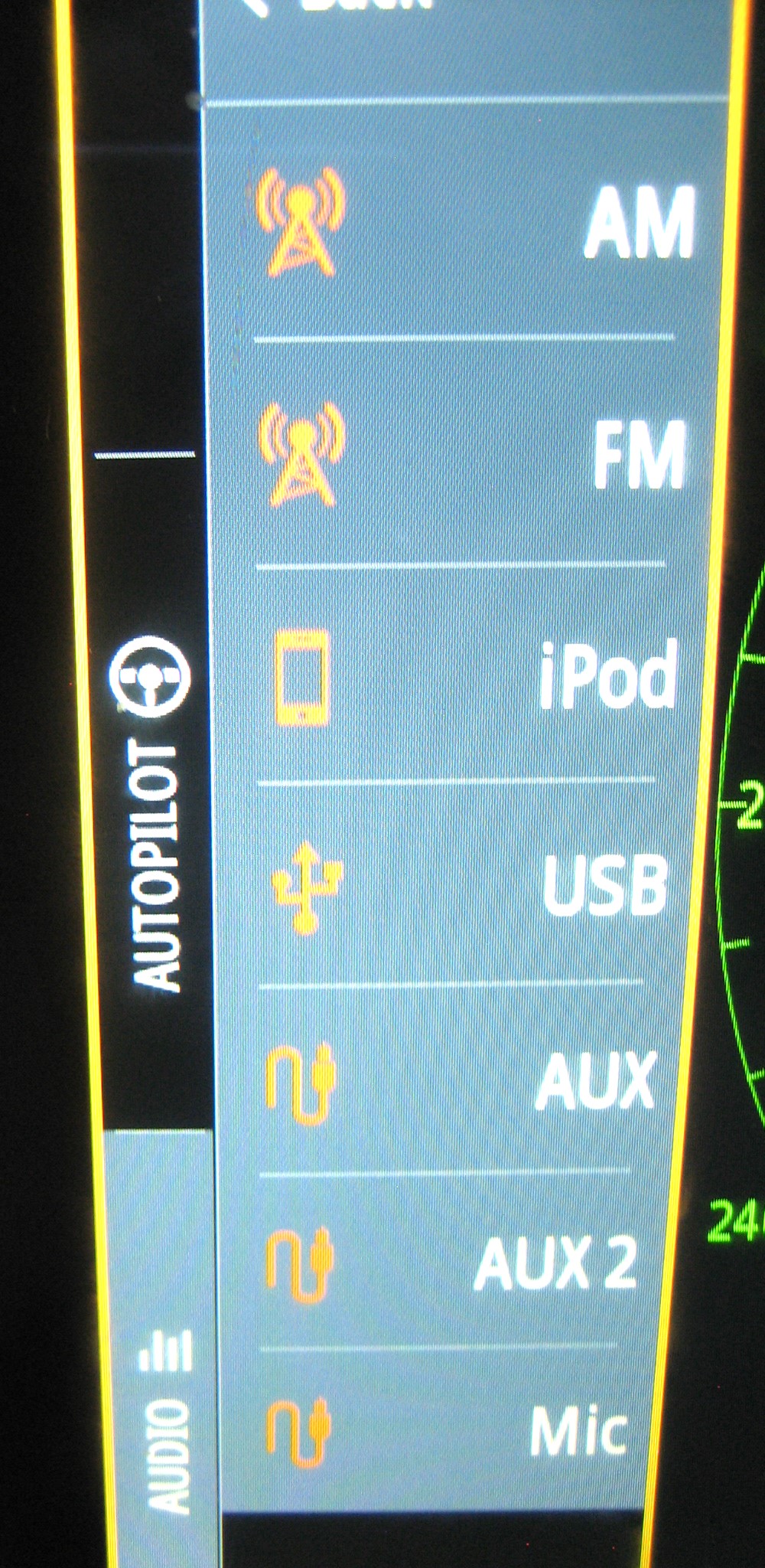 Simrad SonicHub Marine Audio Server & Fusion MS-BT100 - Max Marine ...