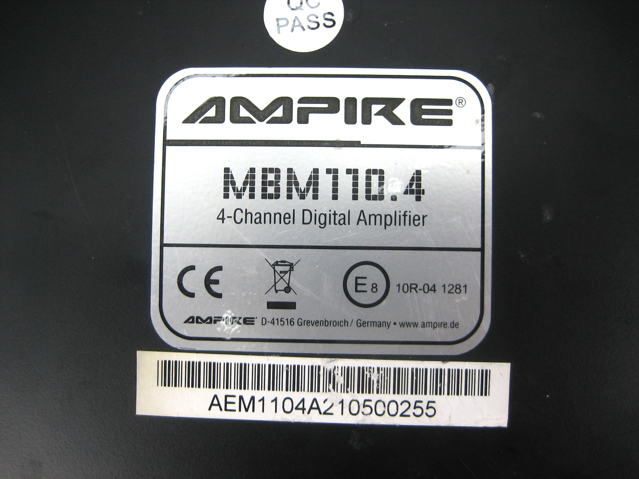 Ampire MBM110.4 4 Ch Digital Amplifier 440 Watt RMS/880 Watt max - Max Marine Electronics
