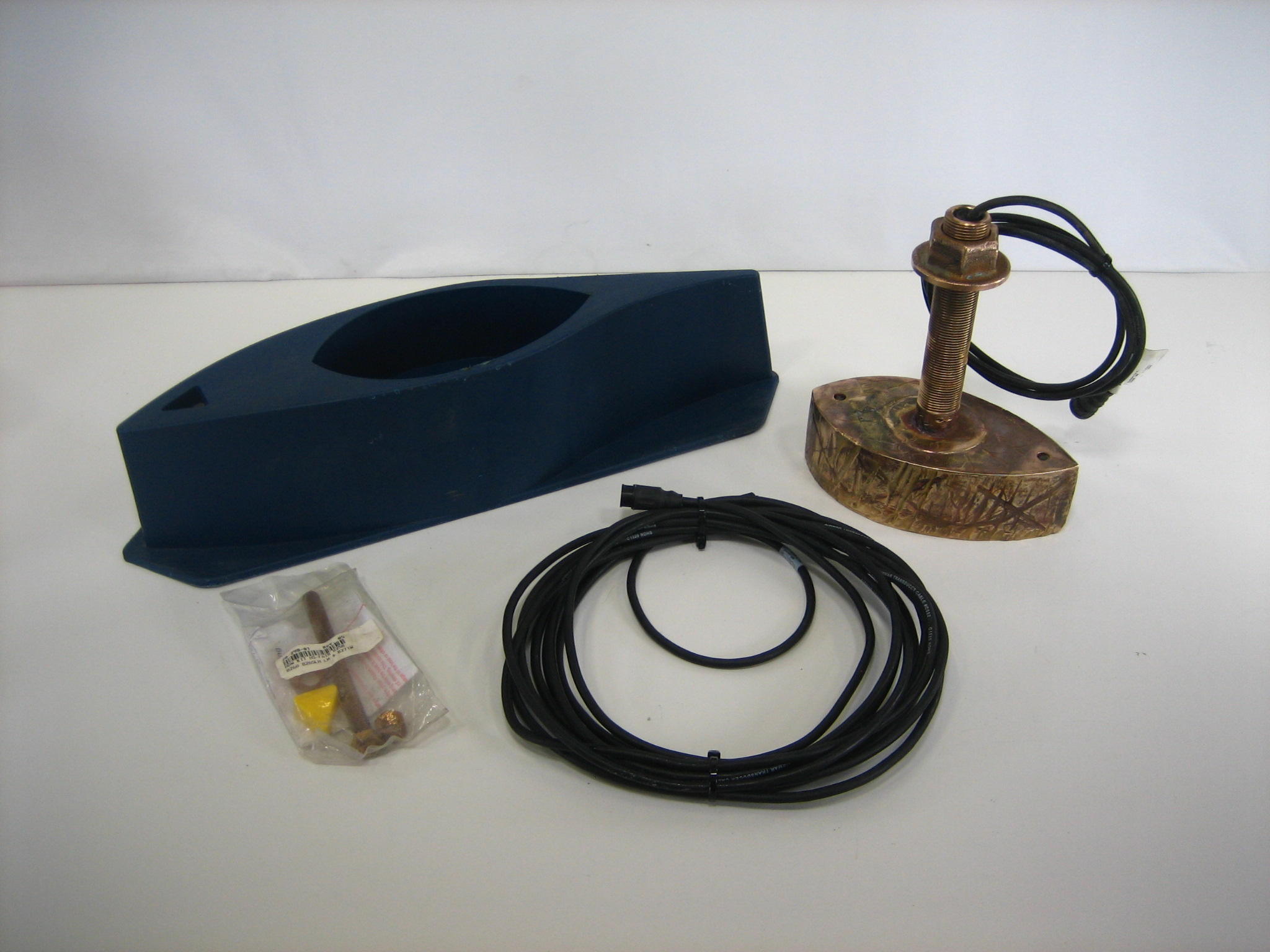 Airmar / Furuno 10 Pin Transducer B260-10F 526TID-HDD for DFF1 FCV-587 588 1kw - Max Marine ...