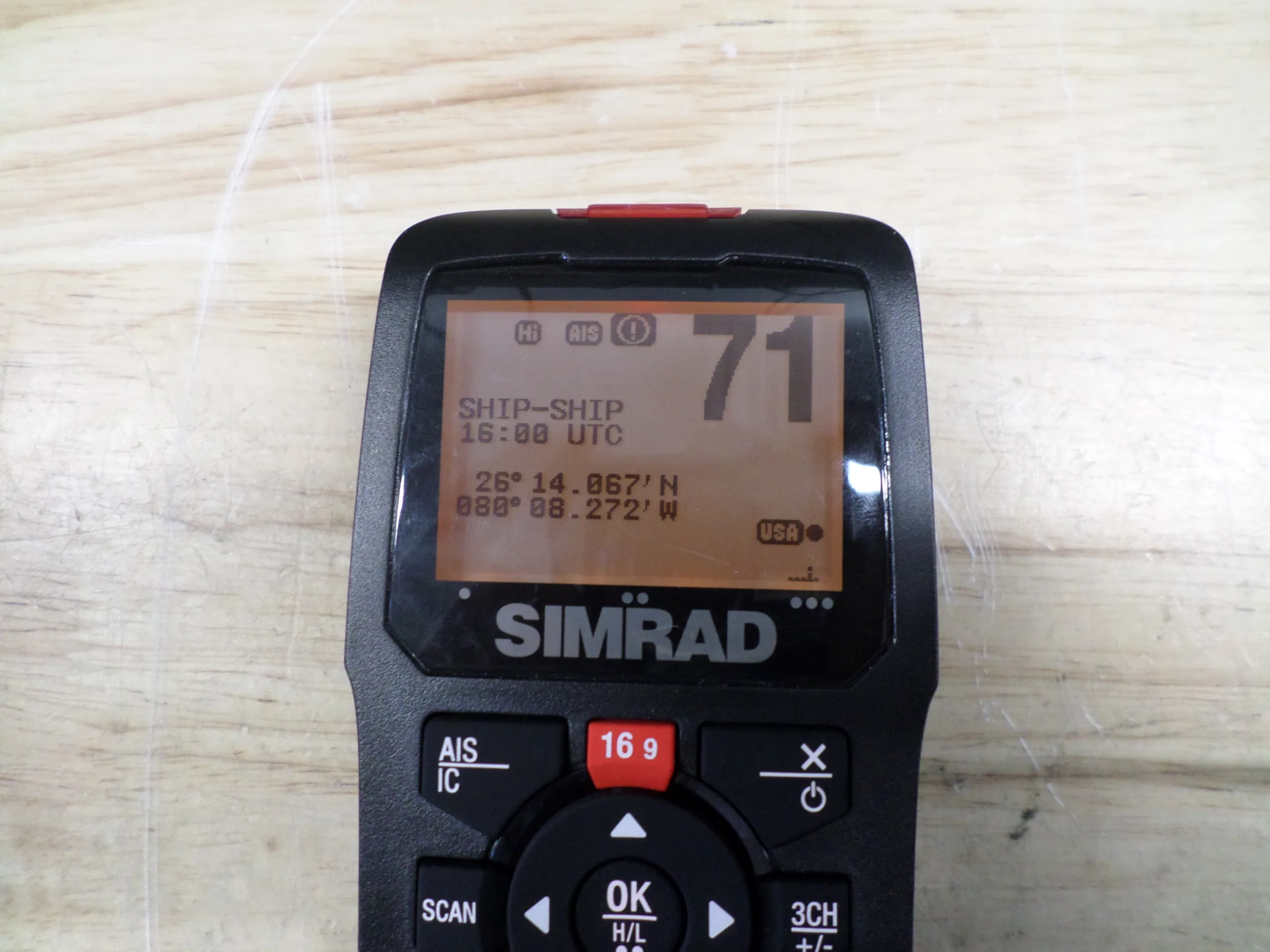 Simrad HS90 Handset for RS90 and B&G V90 VHF - **New Cable** - Max ...