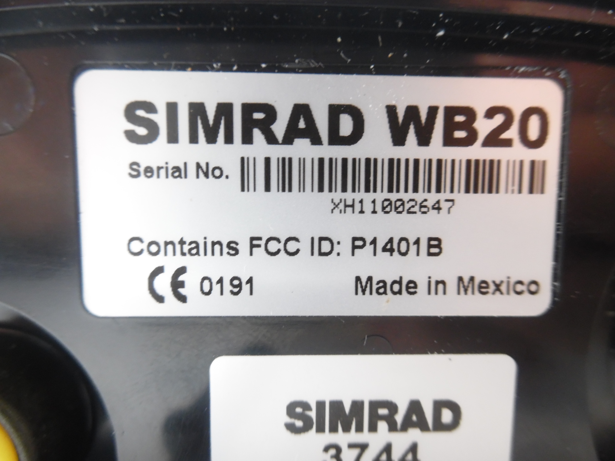 Simrad WR20 Remote Commander W/ WB20 Wireless Bluetooth Base - Max ...