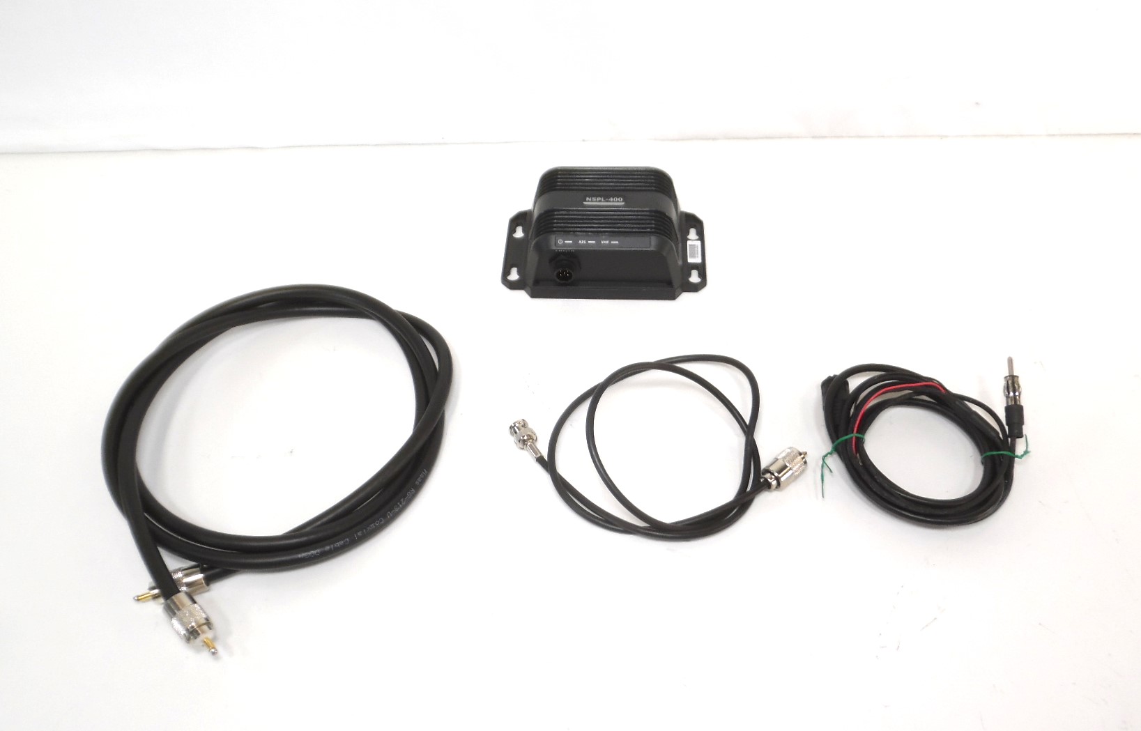 Navico - NSPL-400 - AIS/VHF Antenna Splitter - With Cables - Tested ...