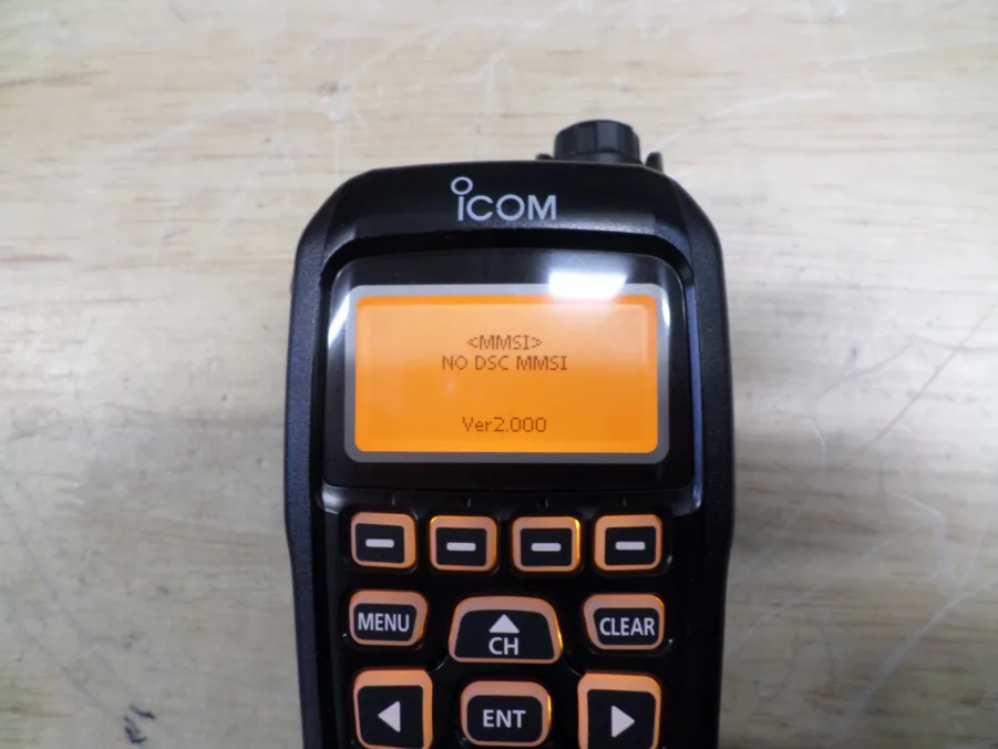 Icom IC-M400BB Black Box Marine VHF Radio With Handset Complete System ...