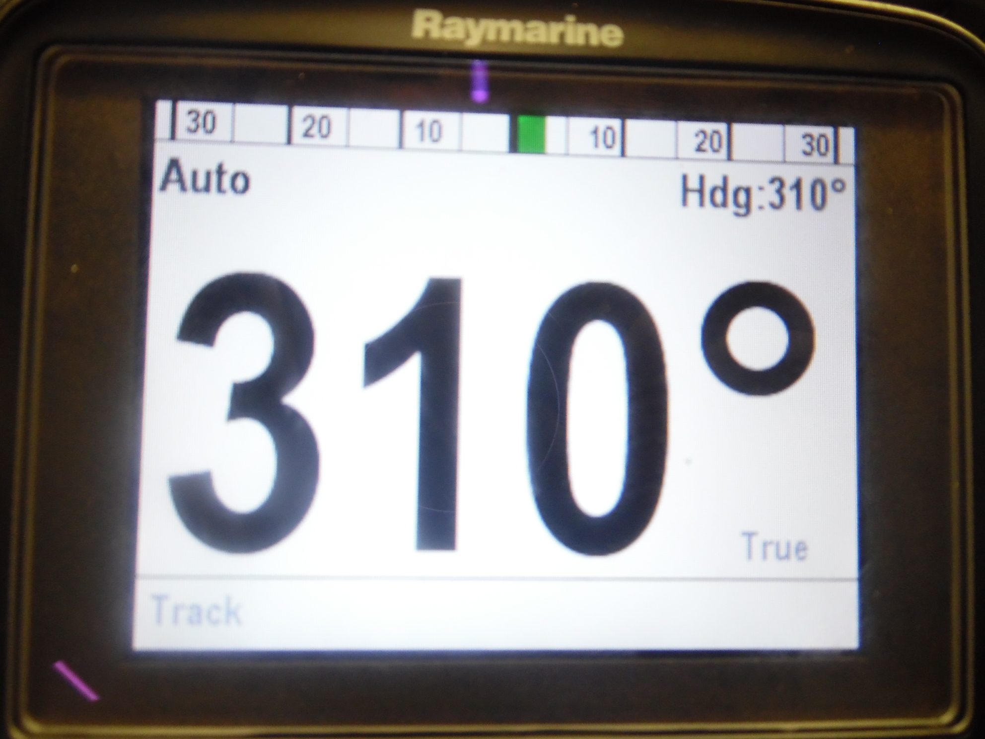 Raymarine-P70R Color Seatalk NG Autopilot Display-E22167 - Max Marine ...