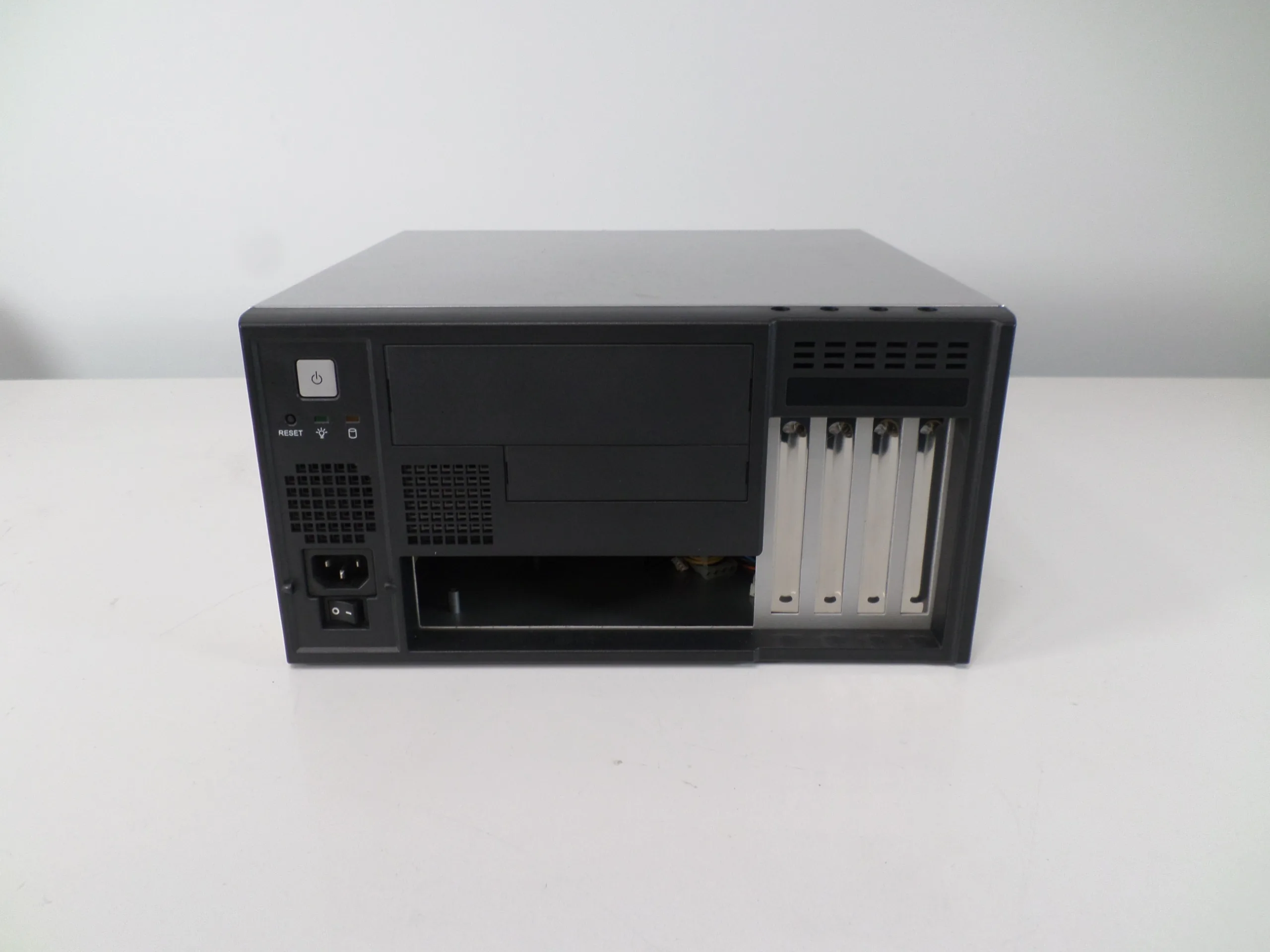 Avantech IPC-5120 Wall mount mATX Computer Case with Power Supply - Max ...
