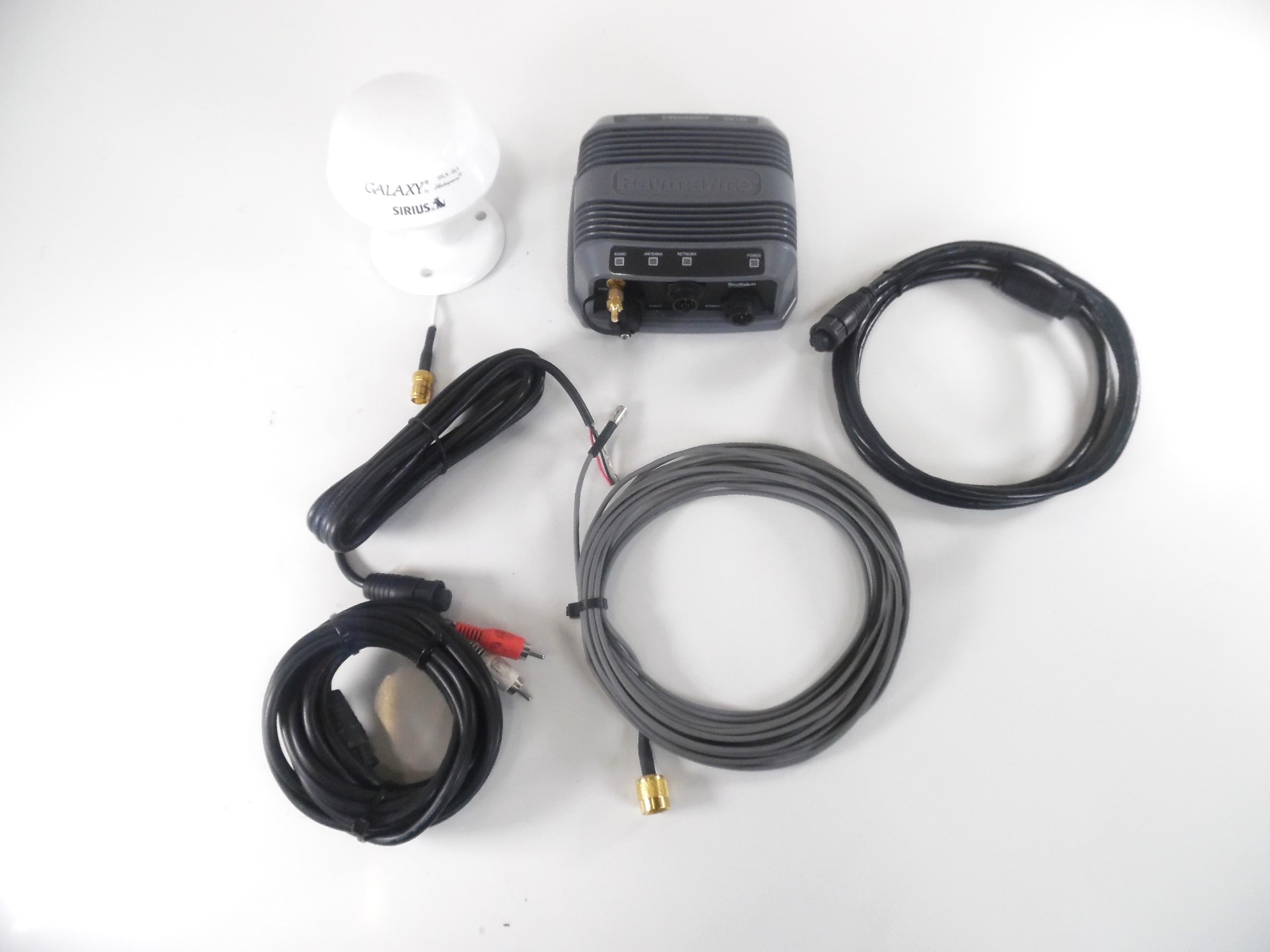 Raymarine SR150 Sirius XM/WX Weather Module w/Antenna & Cables - E70161 ...