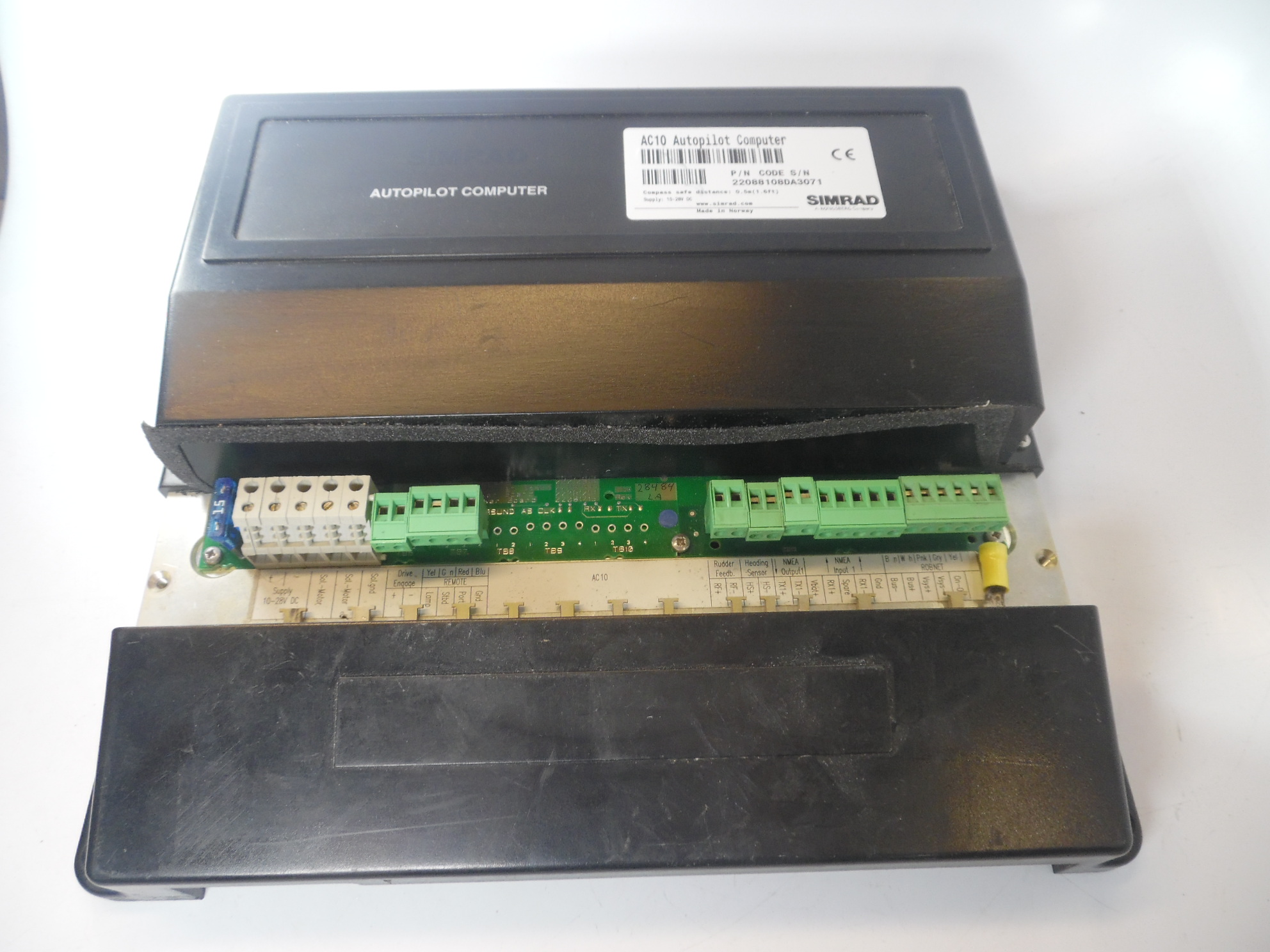 Simrad-AC10 22088108 Boat Autopilot Computer Tested - Max Marine ...
