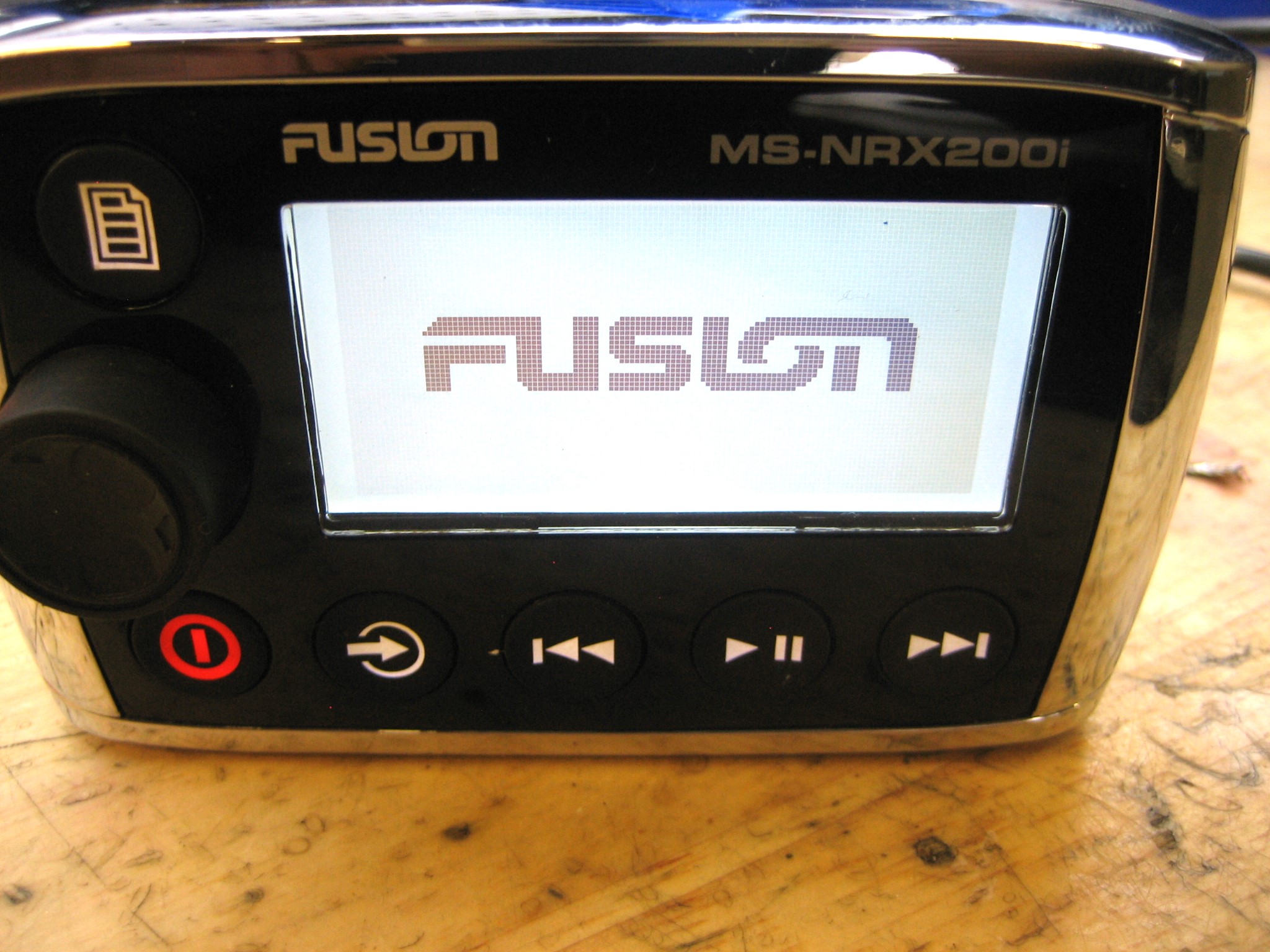 Fusion MS-NRX200i Wired Remote Control NMEA 2000 Repeater - Max Marine ...