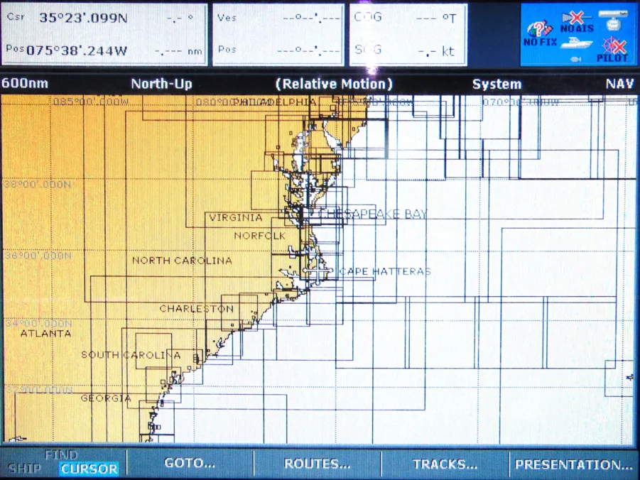 Navionics 512MB CF Chart Card CF/16XG "USA - East" - V01.18 - MAR 07 ...