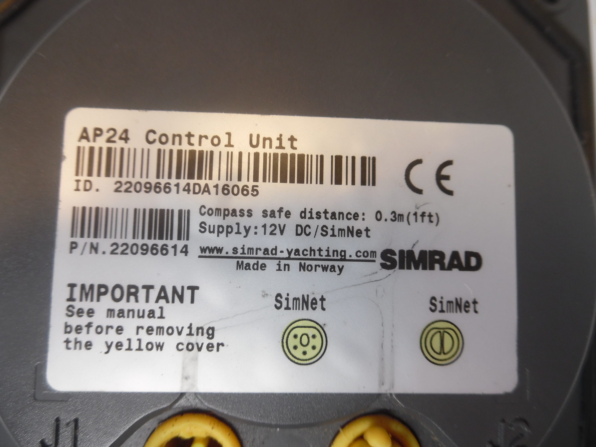 Simrad AP24 Autopilot Control Head 22096614 - Max Marine Electronics