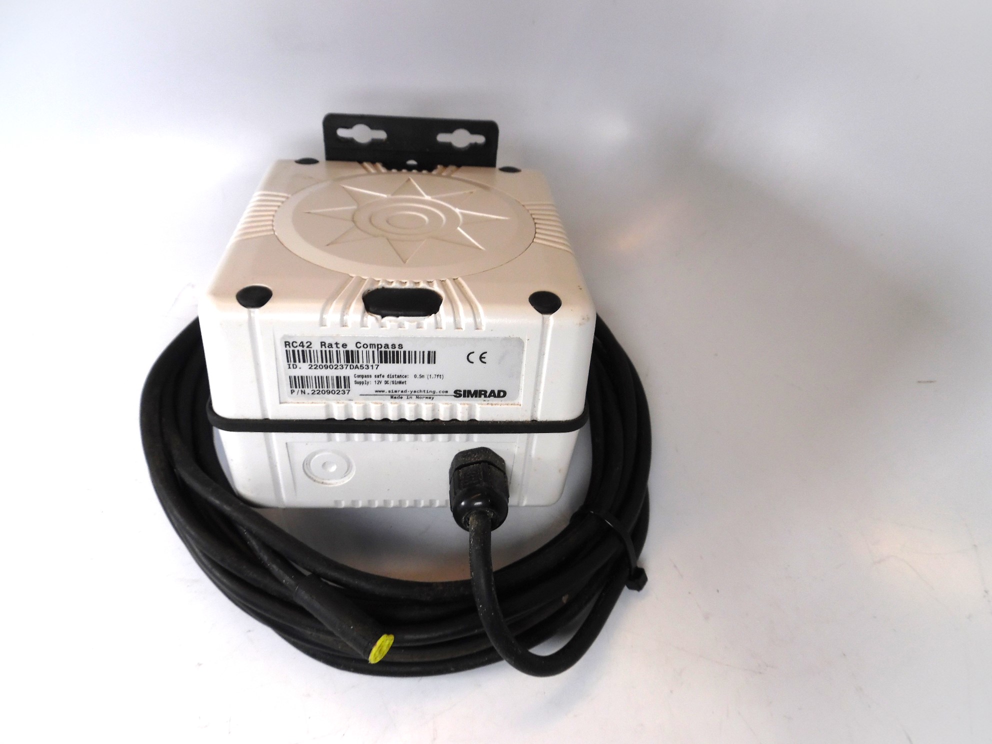 Simrad RC42 Rate Compass Simnet NMEA2000 Heading Sensor 22090237 - Max ...