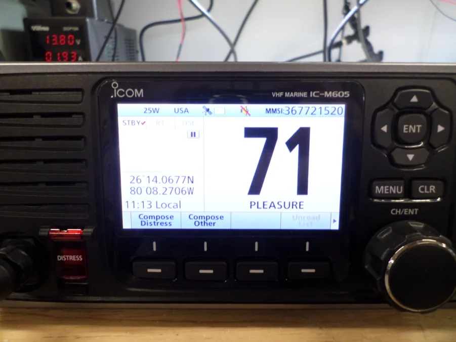 Icom IC-M605 Submersible Marine VHF Two Way Radio with Mic - Max Marine ...