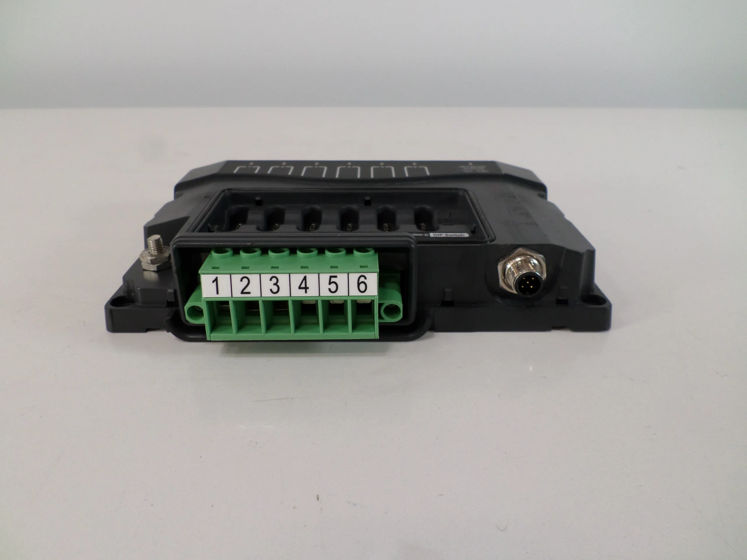 CZone Output Interface Module (OI) with 6 20A Outputs - Max Marine Electronics