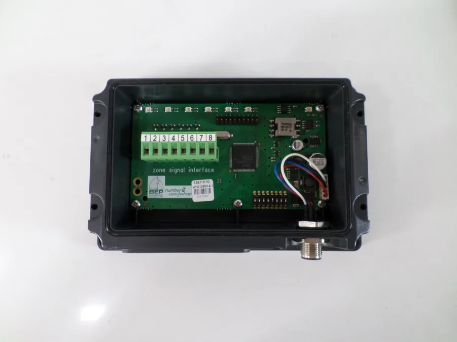 CZone Signal Interface Module (SI) with 6 Inputs - Max Marine Electronics