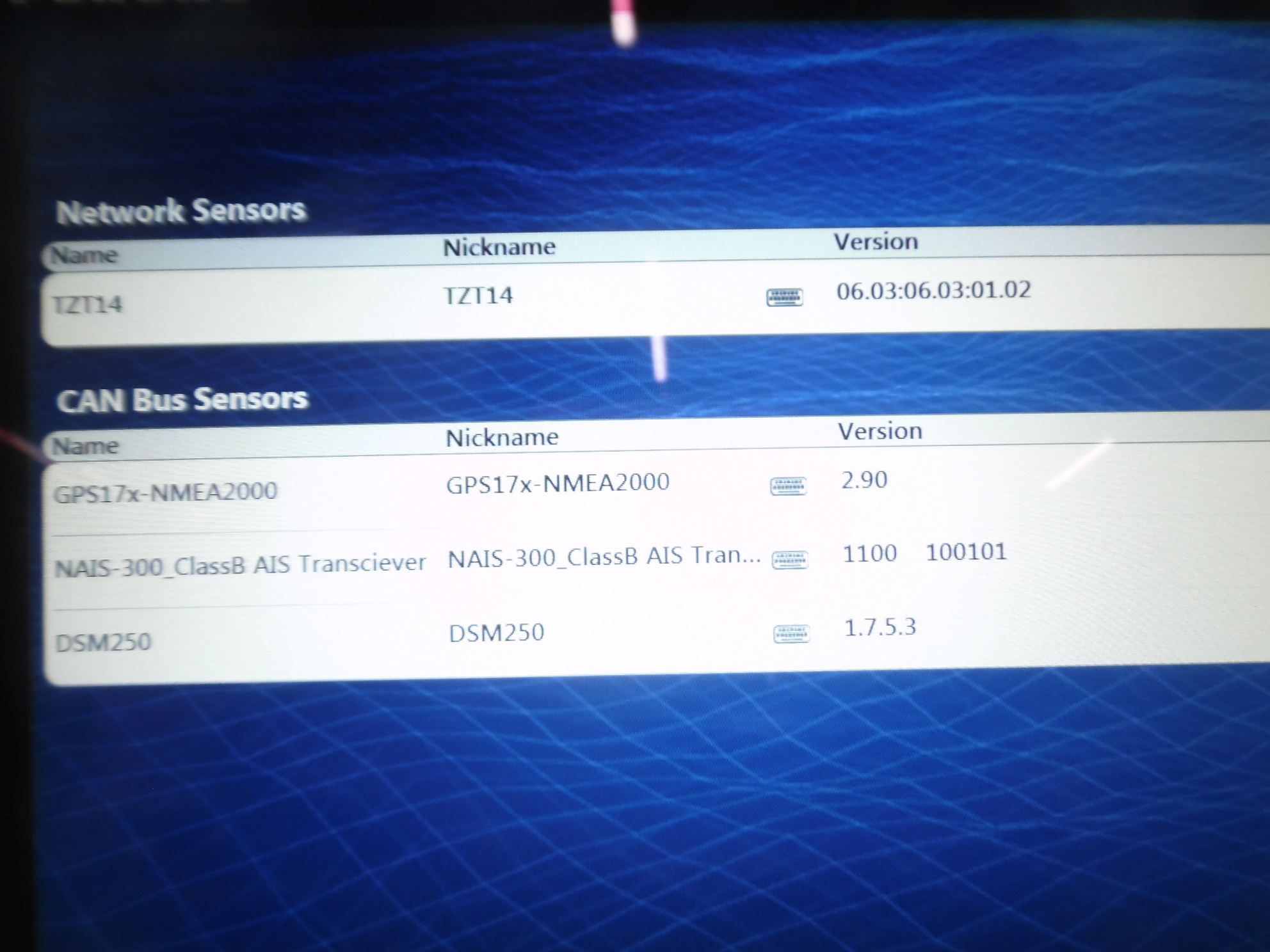Navico - Simrad - NAIS-300 Black Box - Class B AIS Transceiver - CLEAN ...
