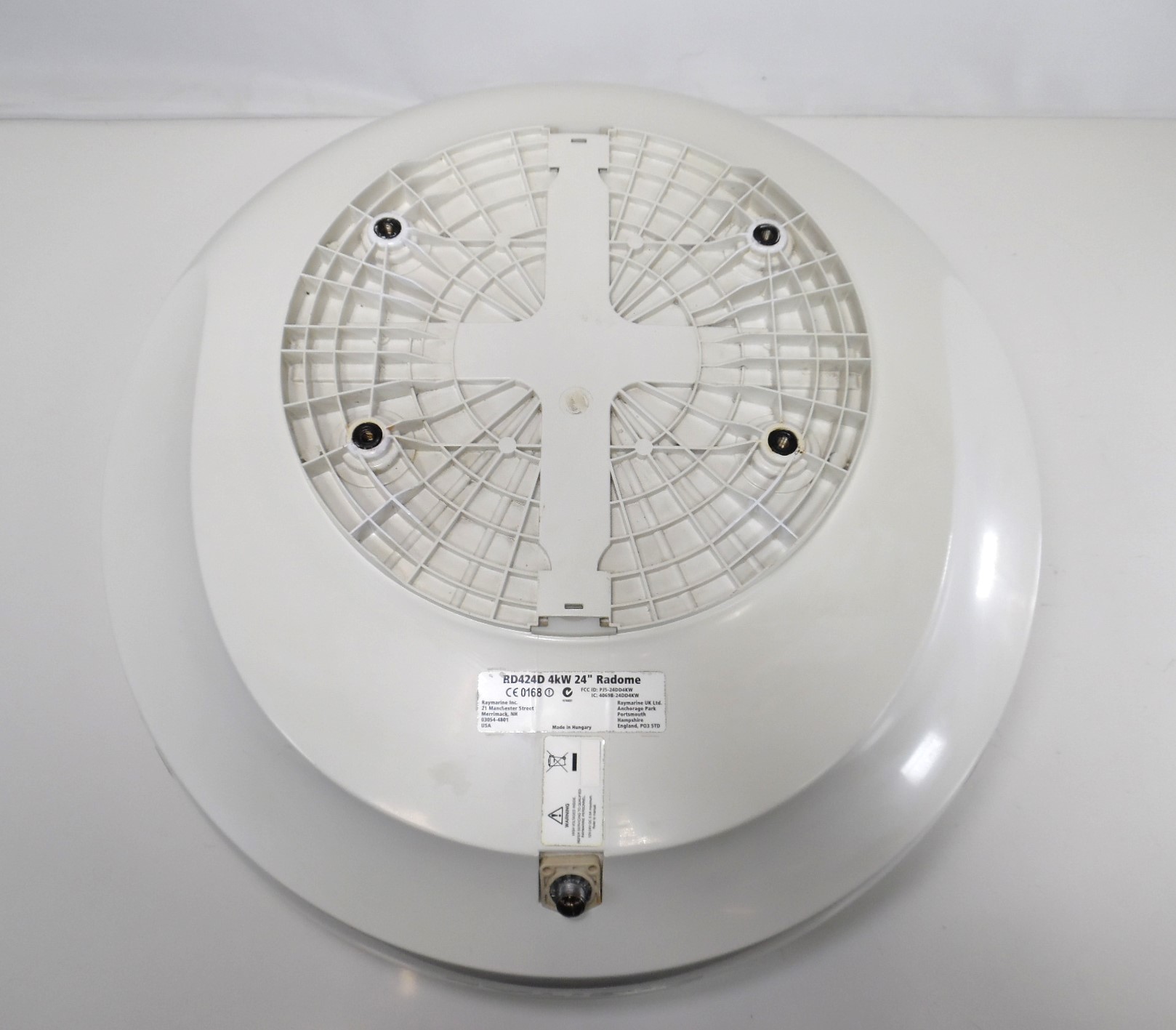 Raymarine RD424D 4kW 24" Digital Radome Scanner *ONLY* E92131 - TESTED ...