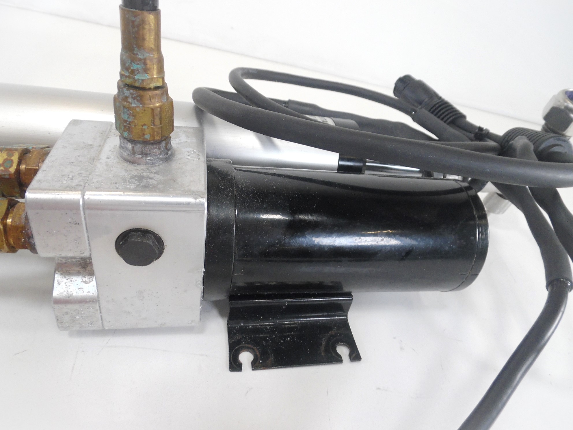 Garmin Class B Hydraulic Linear Drive Unit f/ GHP12 010-11573-00 - Max ...