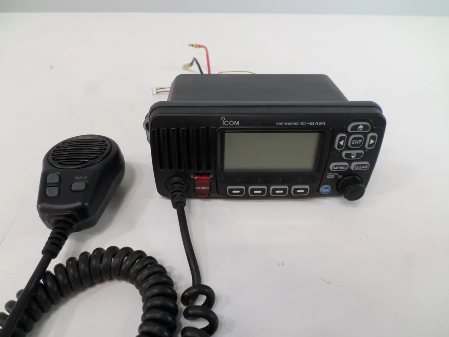 Icom IC-M424 Marine DSC VHF Radio - Fully Tested - Max Marine Electronics