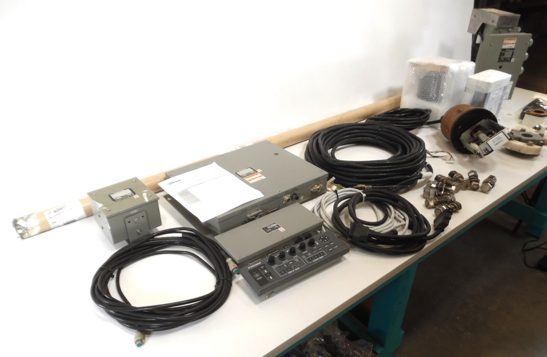 Furuno CH300BBH/325 85/215 kHz Searchlight Sonar *COMPLETE* - 24VDC ...