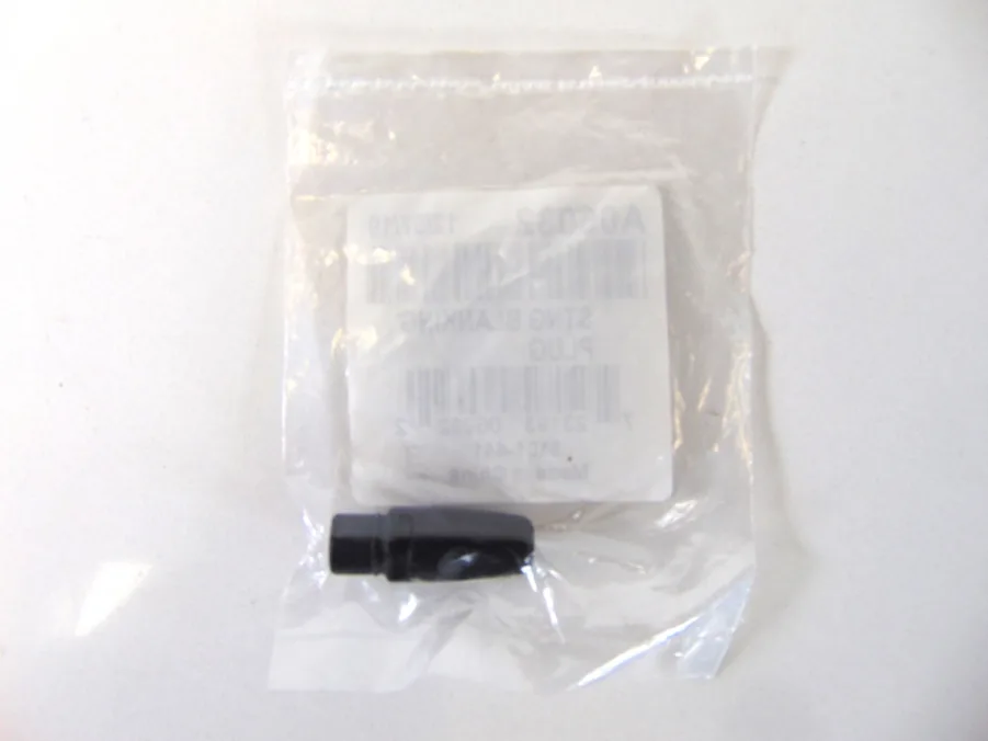 Raymarine SeaTalk NG Black Backbone Blanking Plug -A06032- **New In Bag ...