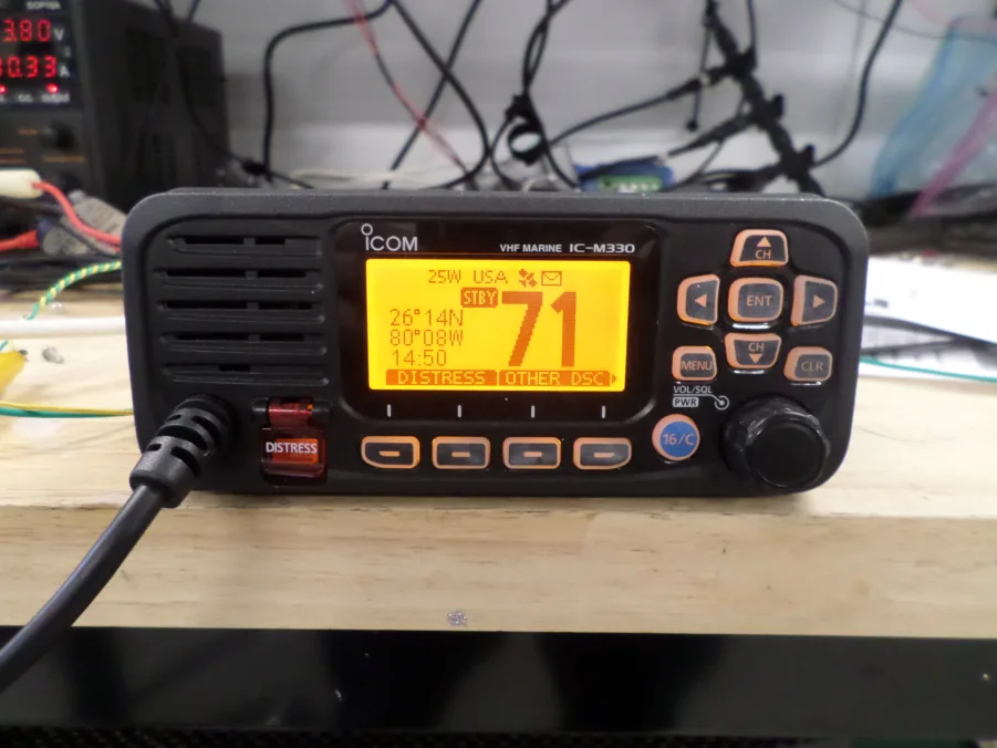 Icom IC-M330G Compact Marine VHF DSC Radio - Tested - Max Marine ...