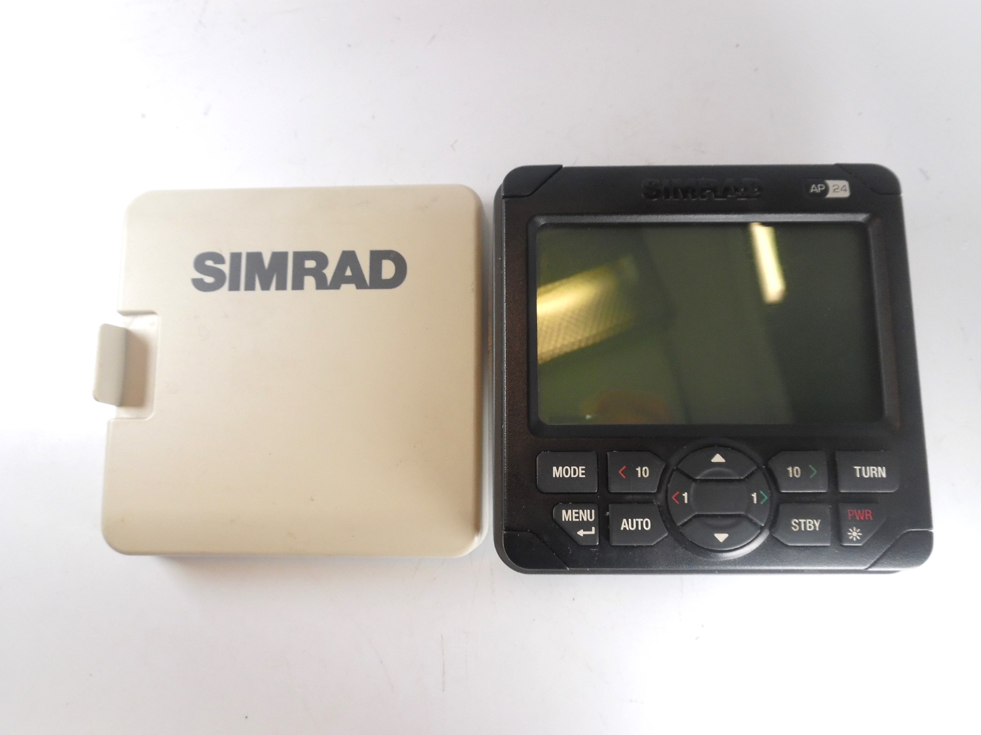 Simrad AP24 Autopilot Control Head 22096614 - Max Marine Electronics