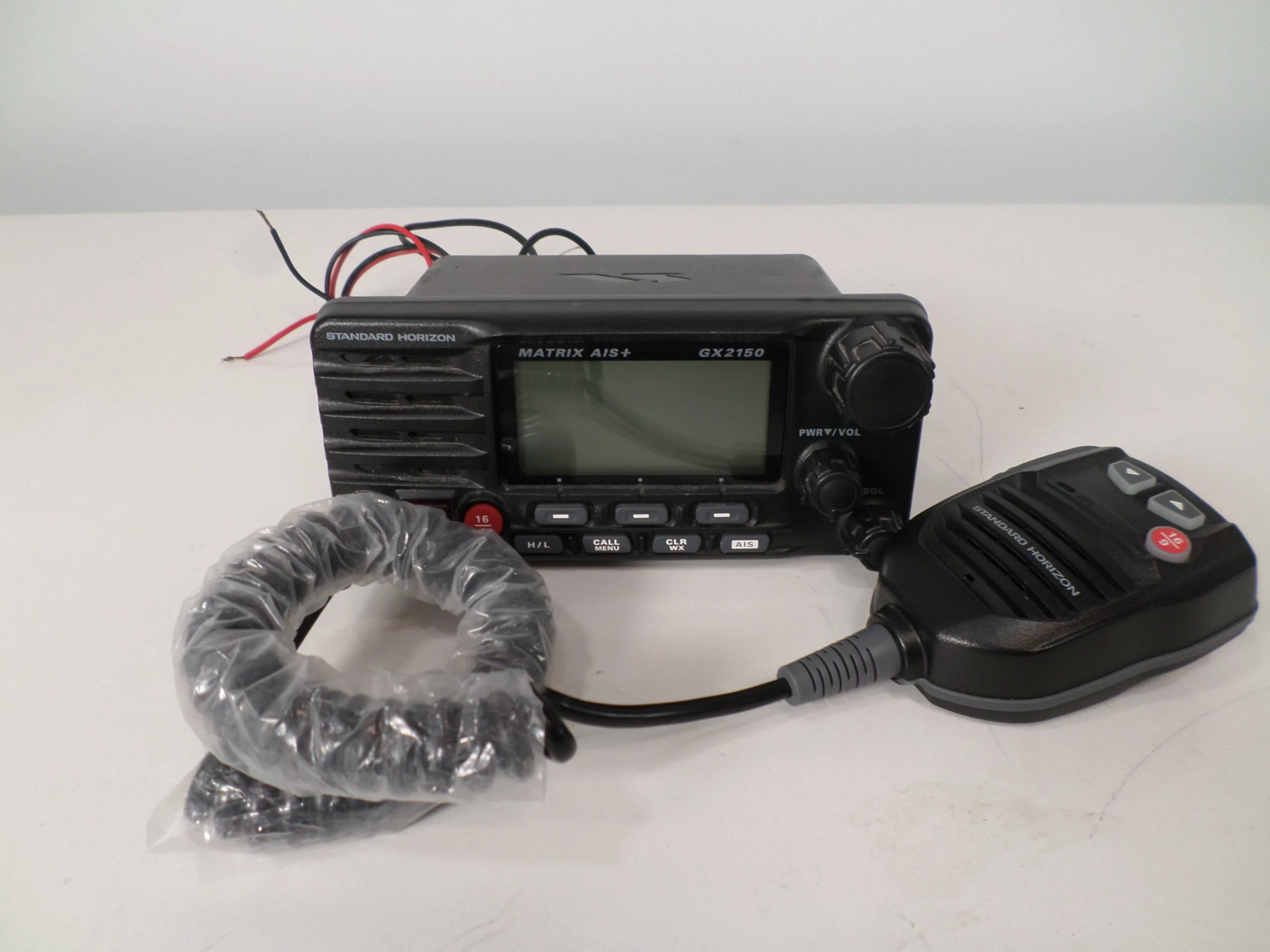 Standard Horizon Matrix AIS+ GX2150 Marine VHF Radio - Tested - Max ...