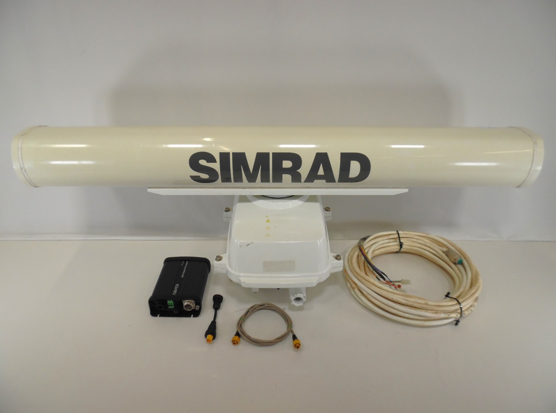 Simrad/Navico 6kw TX06S-1 4′ HD Digital Radar f/ NSS EVO3/EVO3s 1/ 2 ...