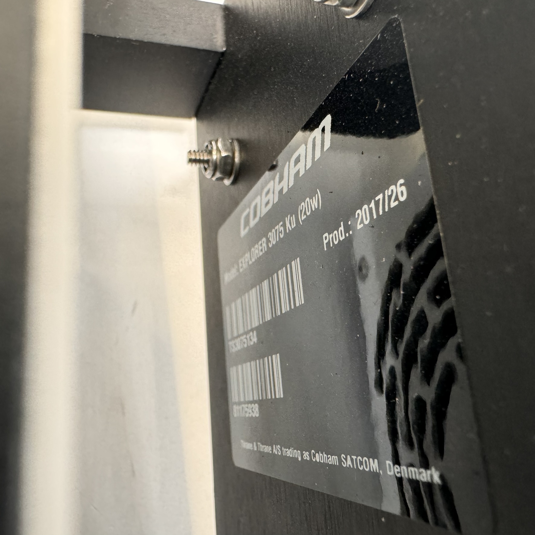 Cobham Explorer 3075 0.75m Ku-Band Manual Fly-Away Antenna System 20w ...