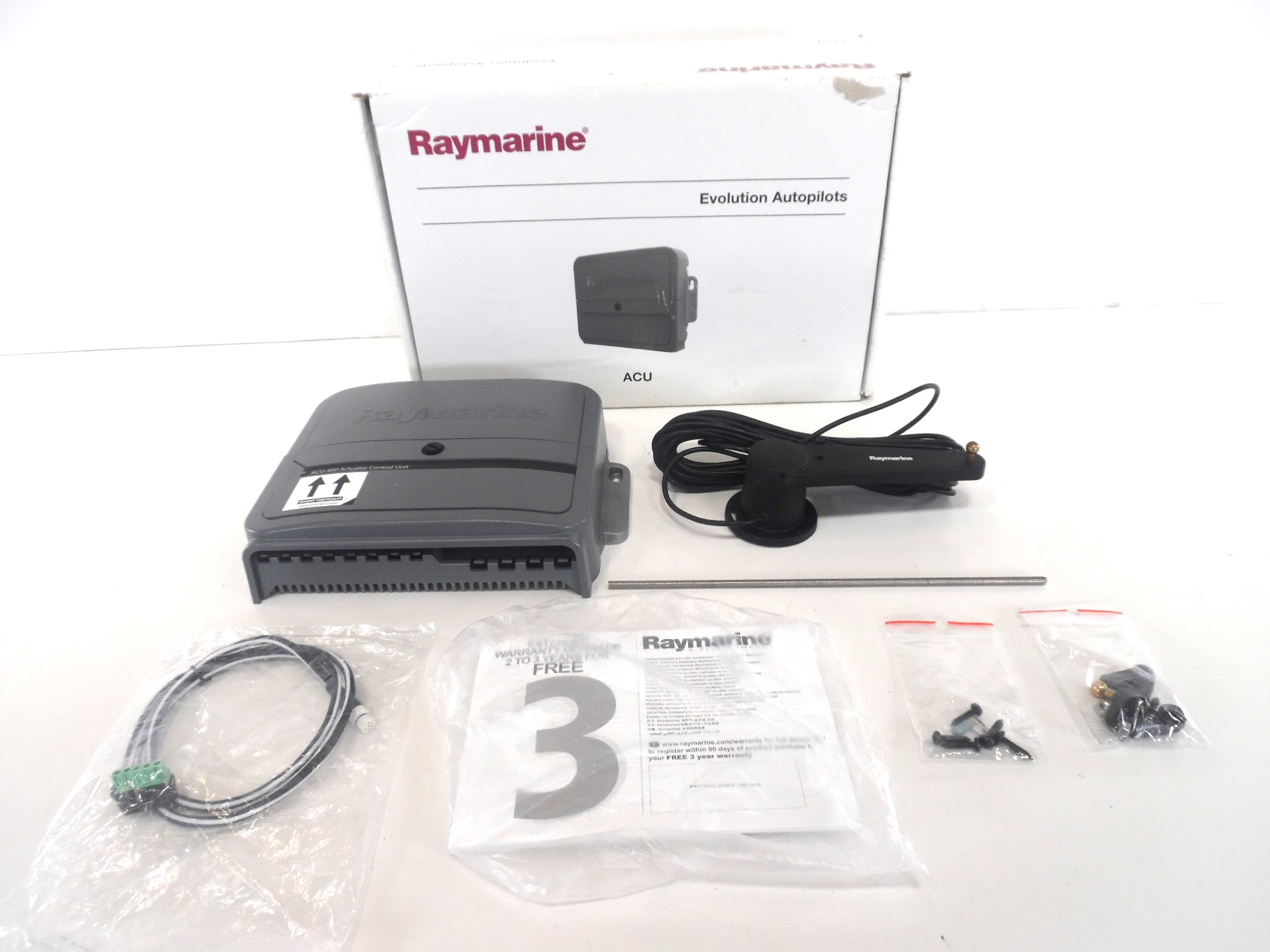 Raymarine ACU-400 Autopilot Actuator Control Unit E70100 W/ Rudder NEW ...