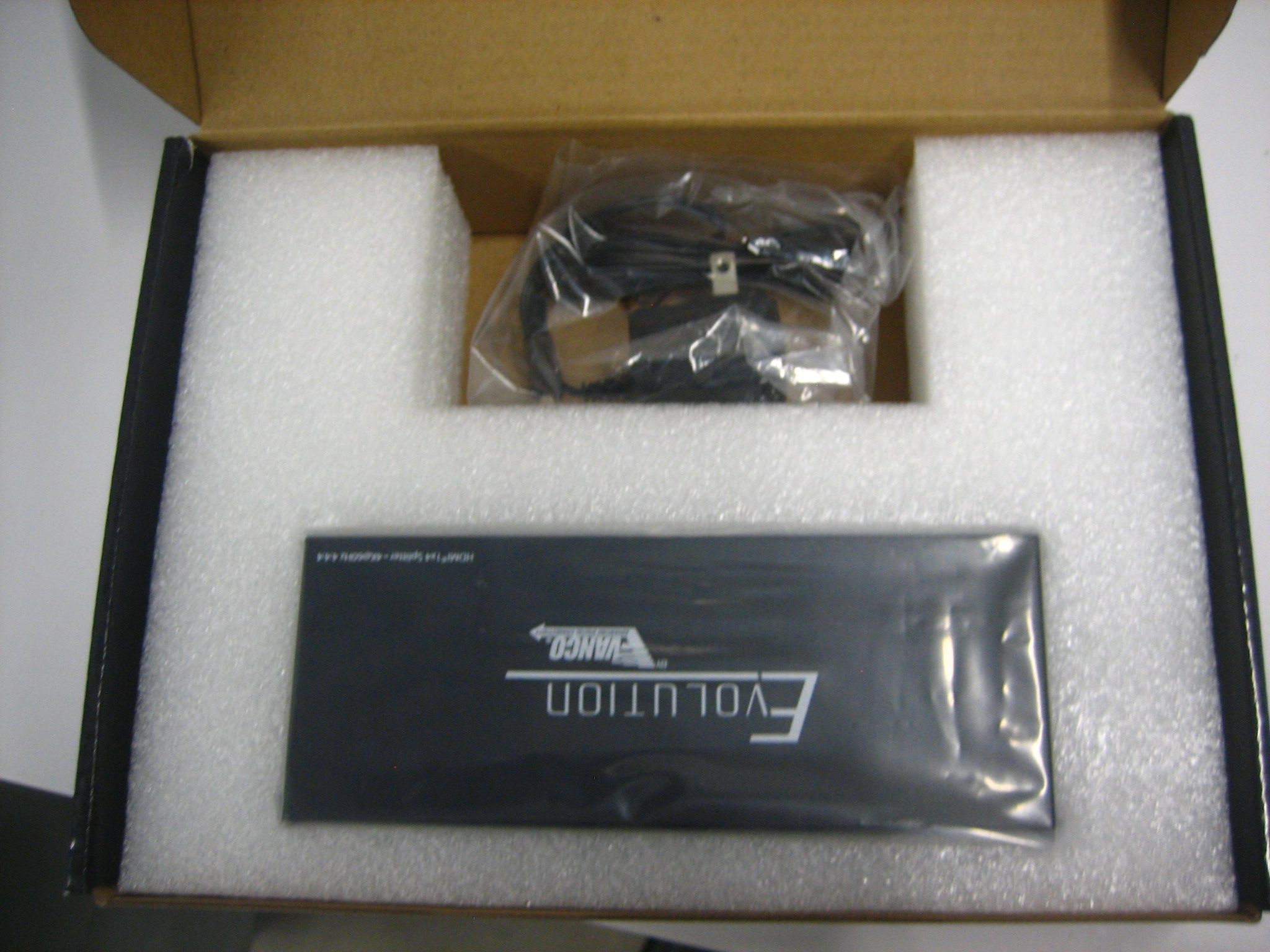 Vanco Evolution EVSP4K14 Premium 1X4 4K HDMI Splitter w/HDR – *NEW IN BOX* - Max Marine Electronics
