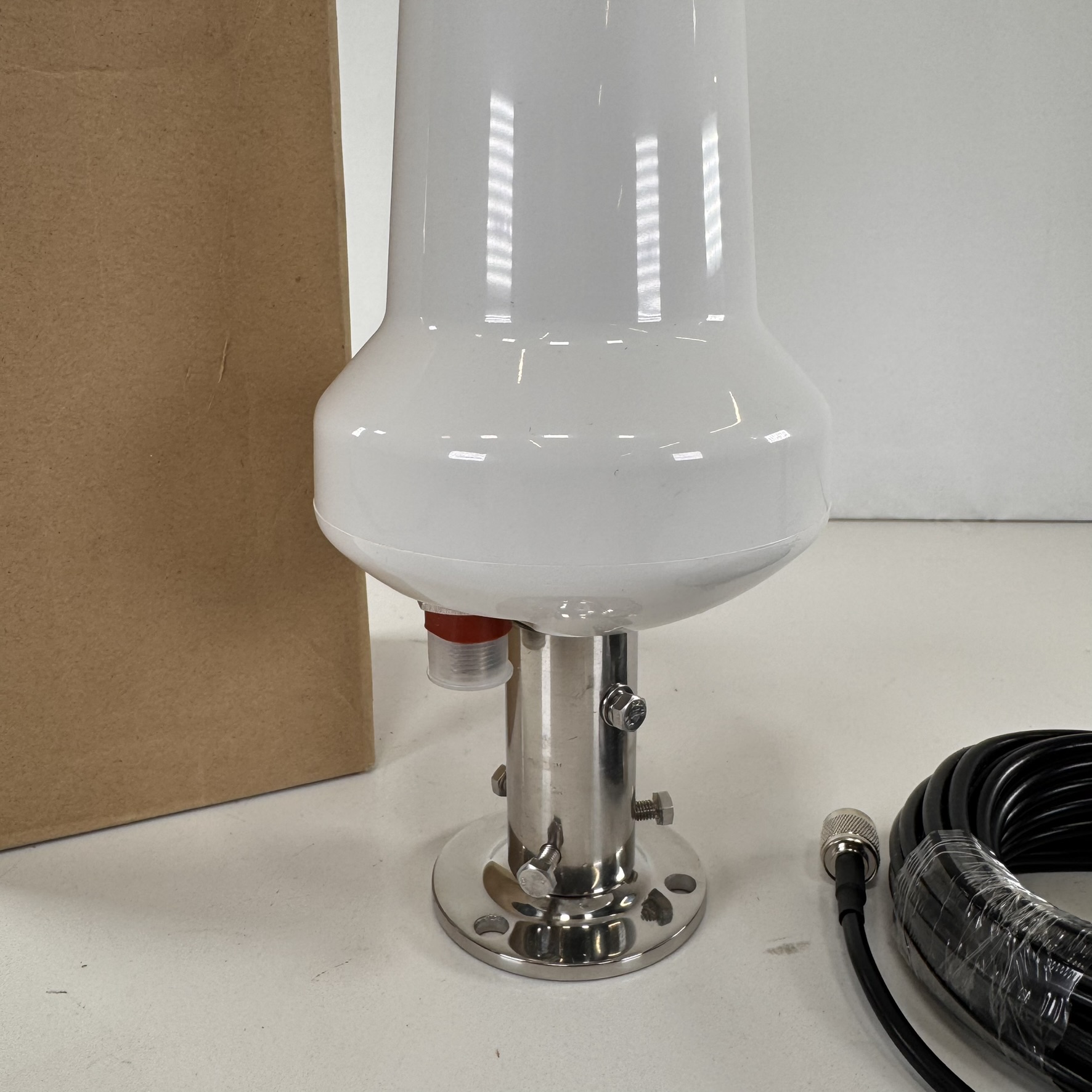 Iridium IRI300 Passive Antenna w/ Cable & Mount - Marine or Outdoor Use ...