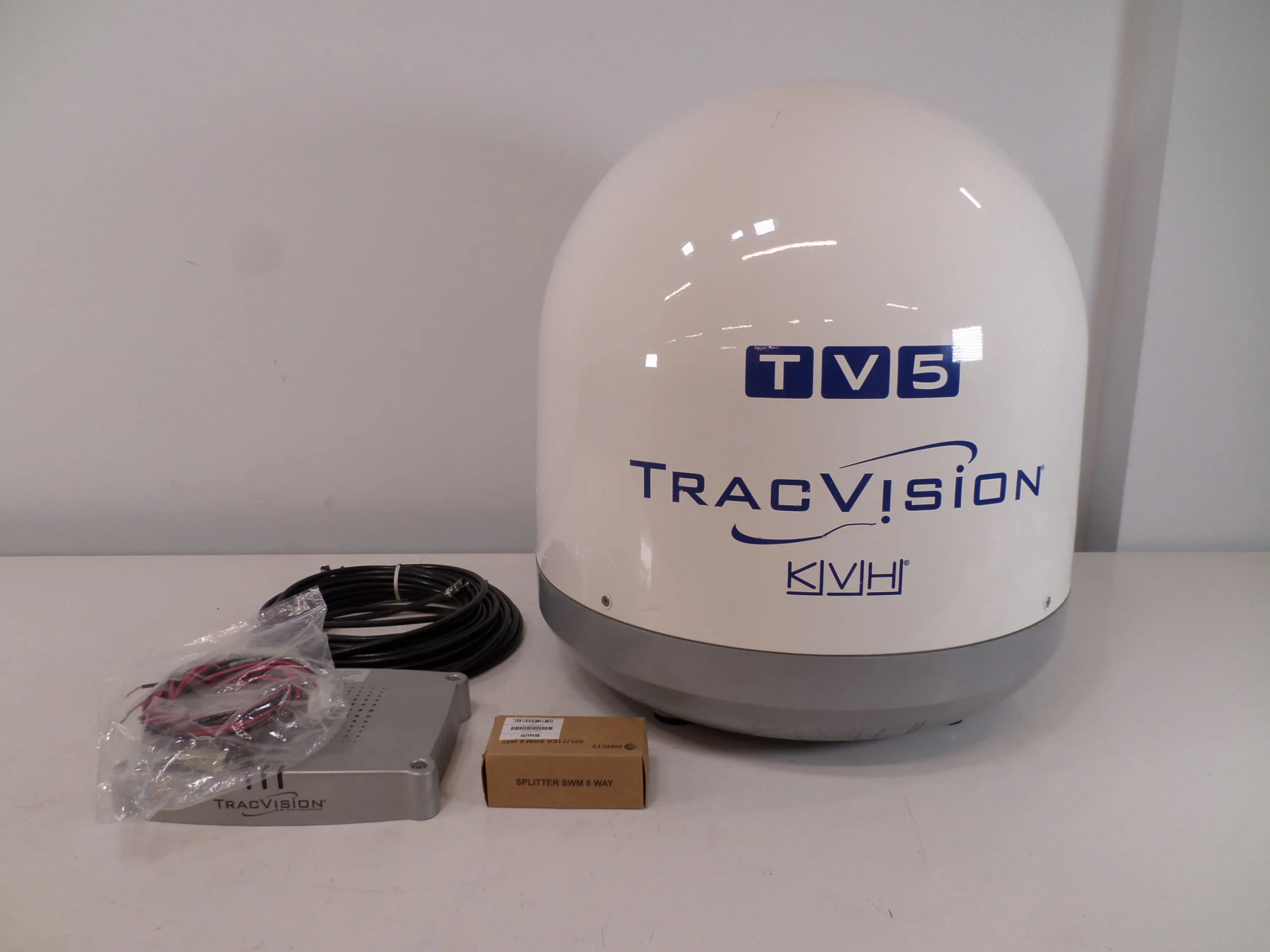 KVH TracVision TV5 Complete Marine Satellite Tracking System with TV ...