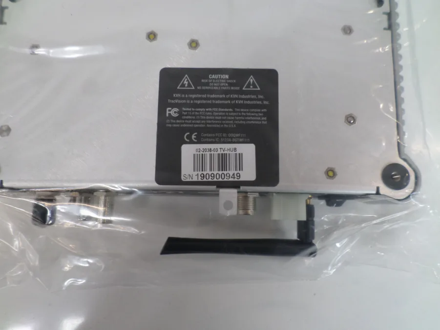 KVH TV-Hub A+ 01-0380-03 ACU Antenna Control Unit for TV-Series ...