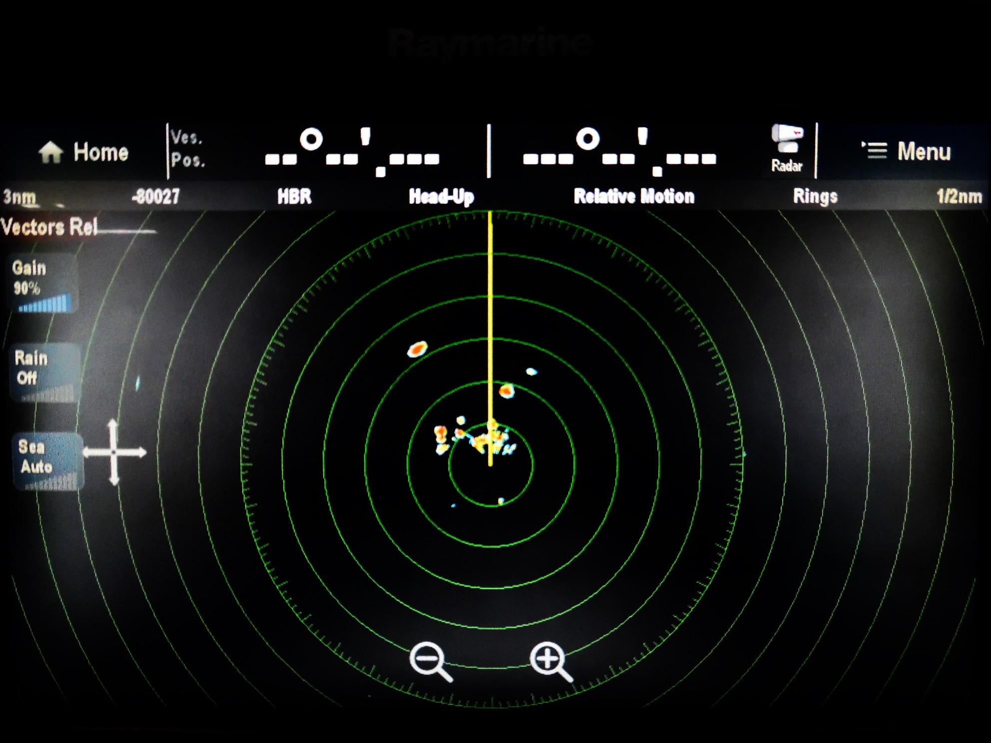 Raymarine Quantum2 Radome Q24D 18″ Radar - E70498 - Great Condition ...