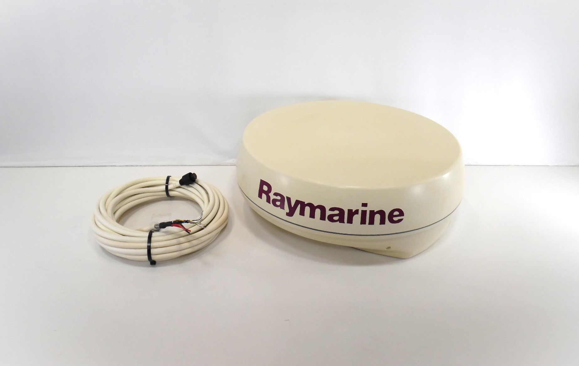 Raymarine - M92652-S - 4kW 24" Analog Radar Scanner Dome w/ 42ft. Cable ...