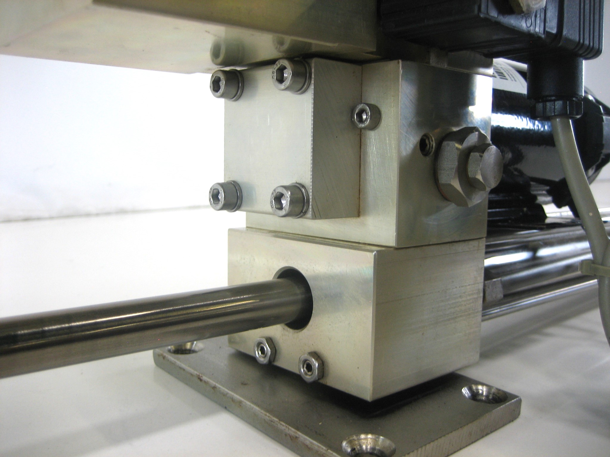 Simrad 21113360 HLD2000 MK2 L Autopilot Hydraulic Linear Drive 12V ...