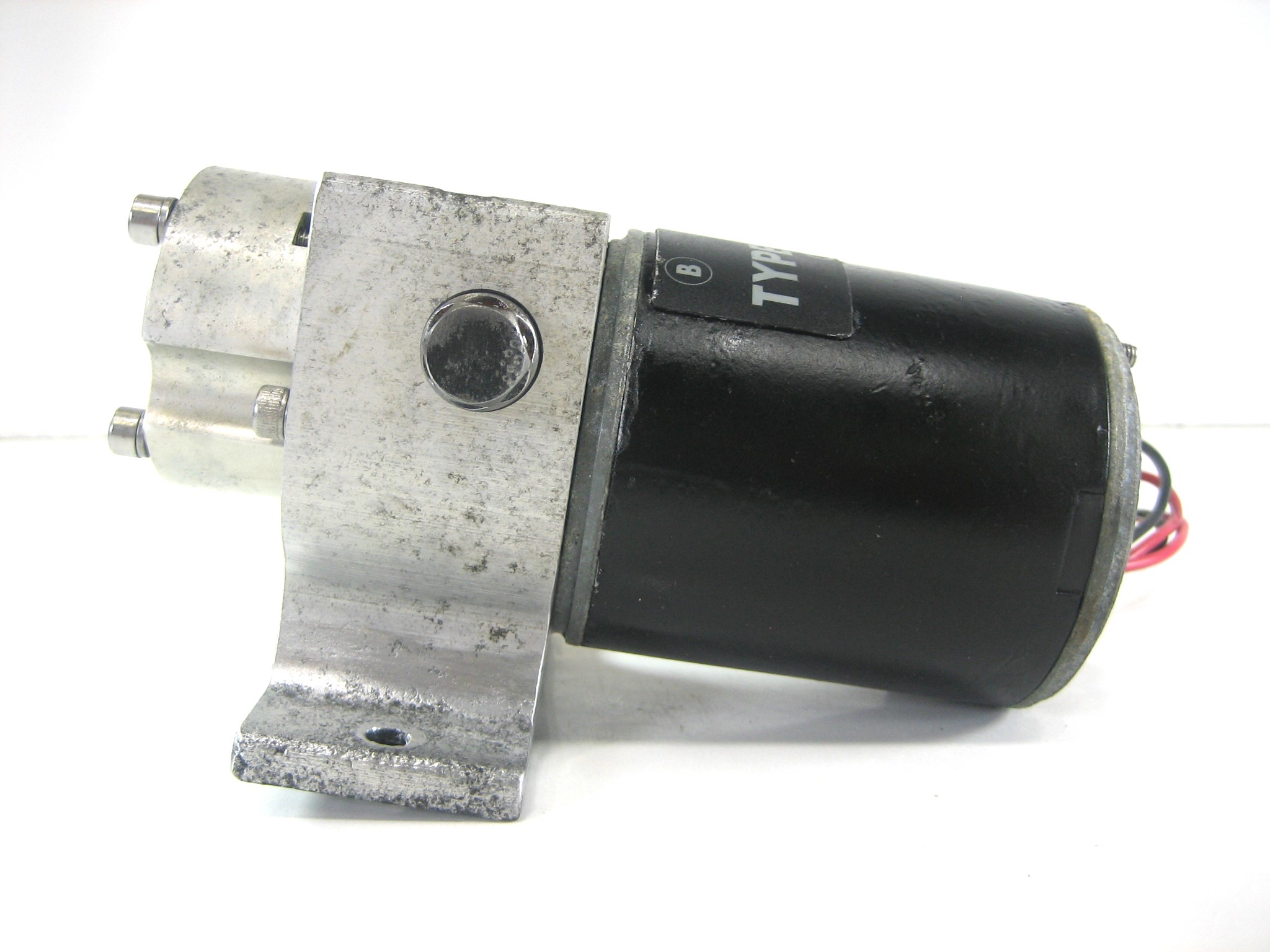 Raymarine M81120 Type 1 12V Reversible Hydraulic Autopilot Pump Tested ...