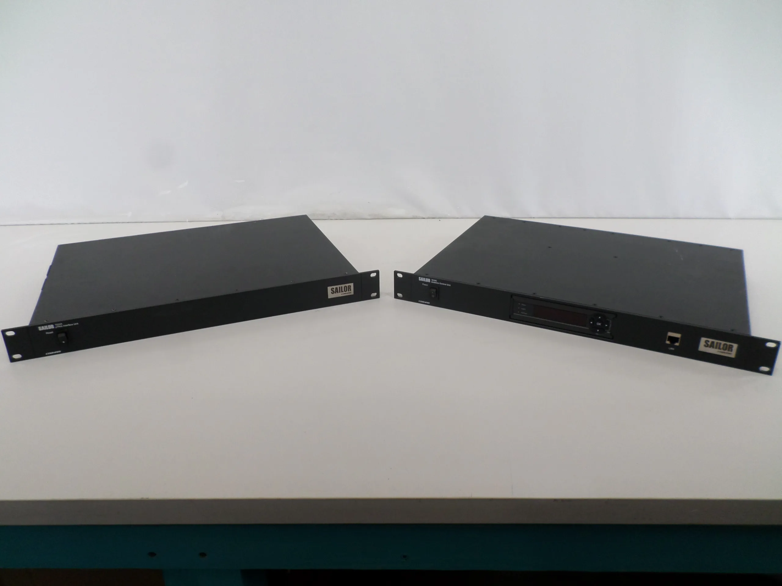 Cobham Sailor 600 ViaSat Ka ACU 7016C and 7024A pTRIA Interface Unit ...