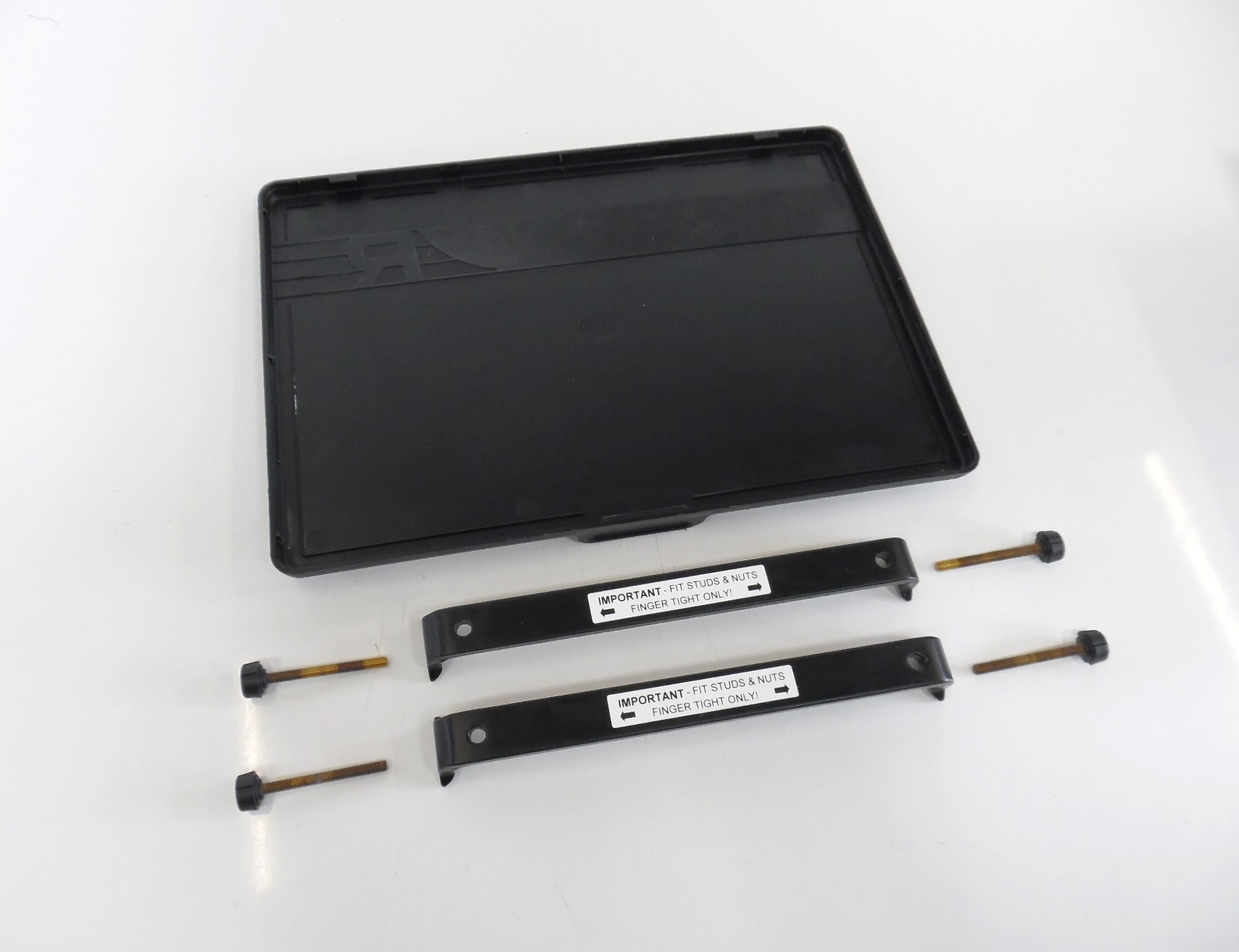 Raymarine Axiom 12 RV RealVision 3D Touchscreen MFD with Sun Cover ...