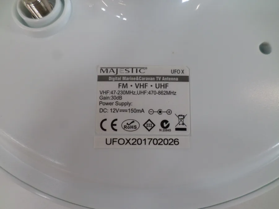 Majestic UFO X Wideband Marine Antenna for terrestrial TV Broadcasts - Max Marine Electronics