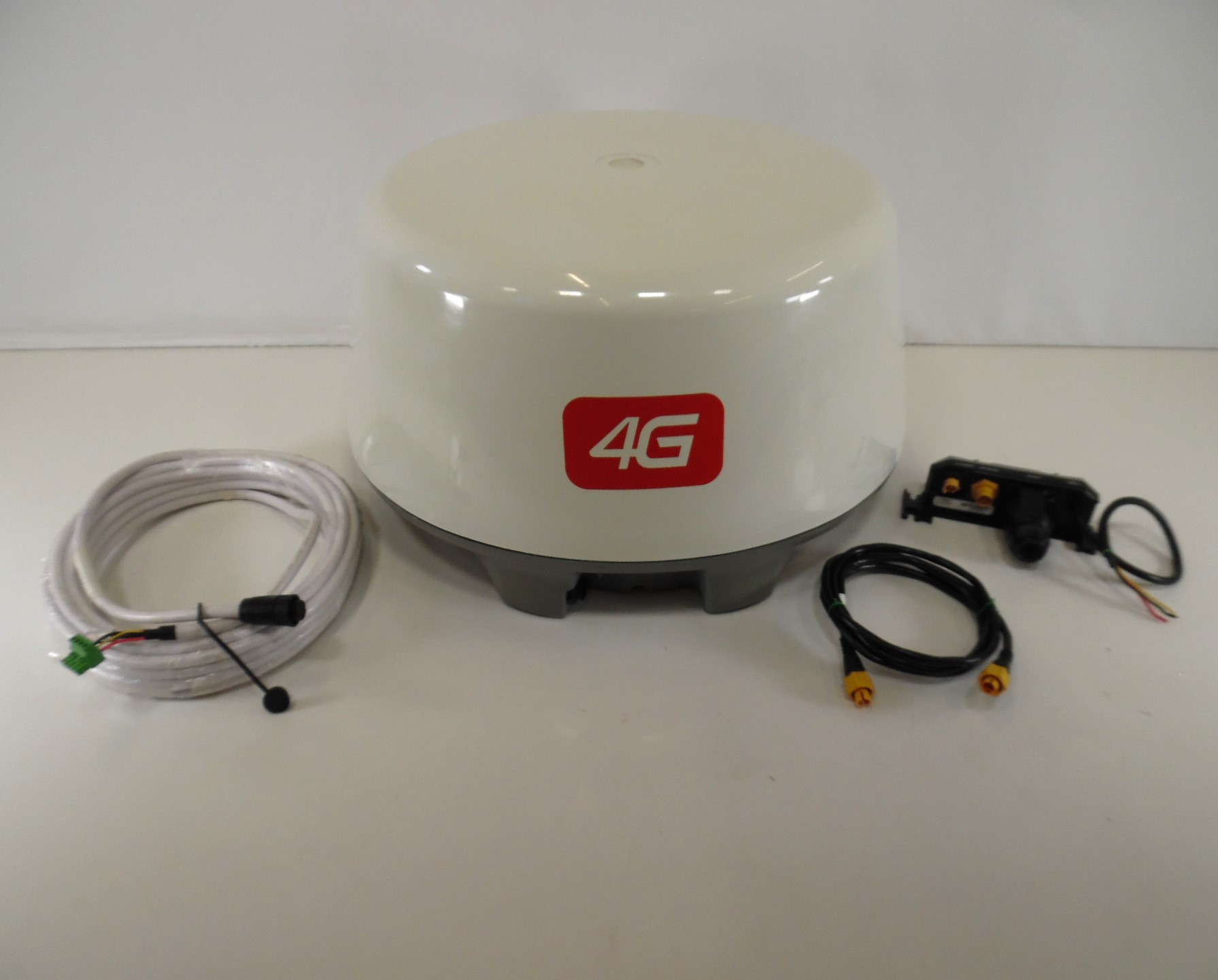 Simrad/Lowrance/Navico/B&G Broadband 4G Radar Dome W Cables & RI10 ...