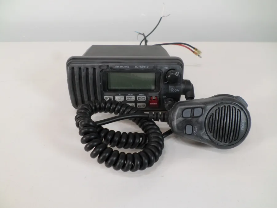 Icom IC-M412 Compact Marine DSC VHF Radio - *Tested* - Max Marine ...