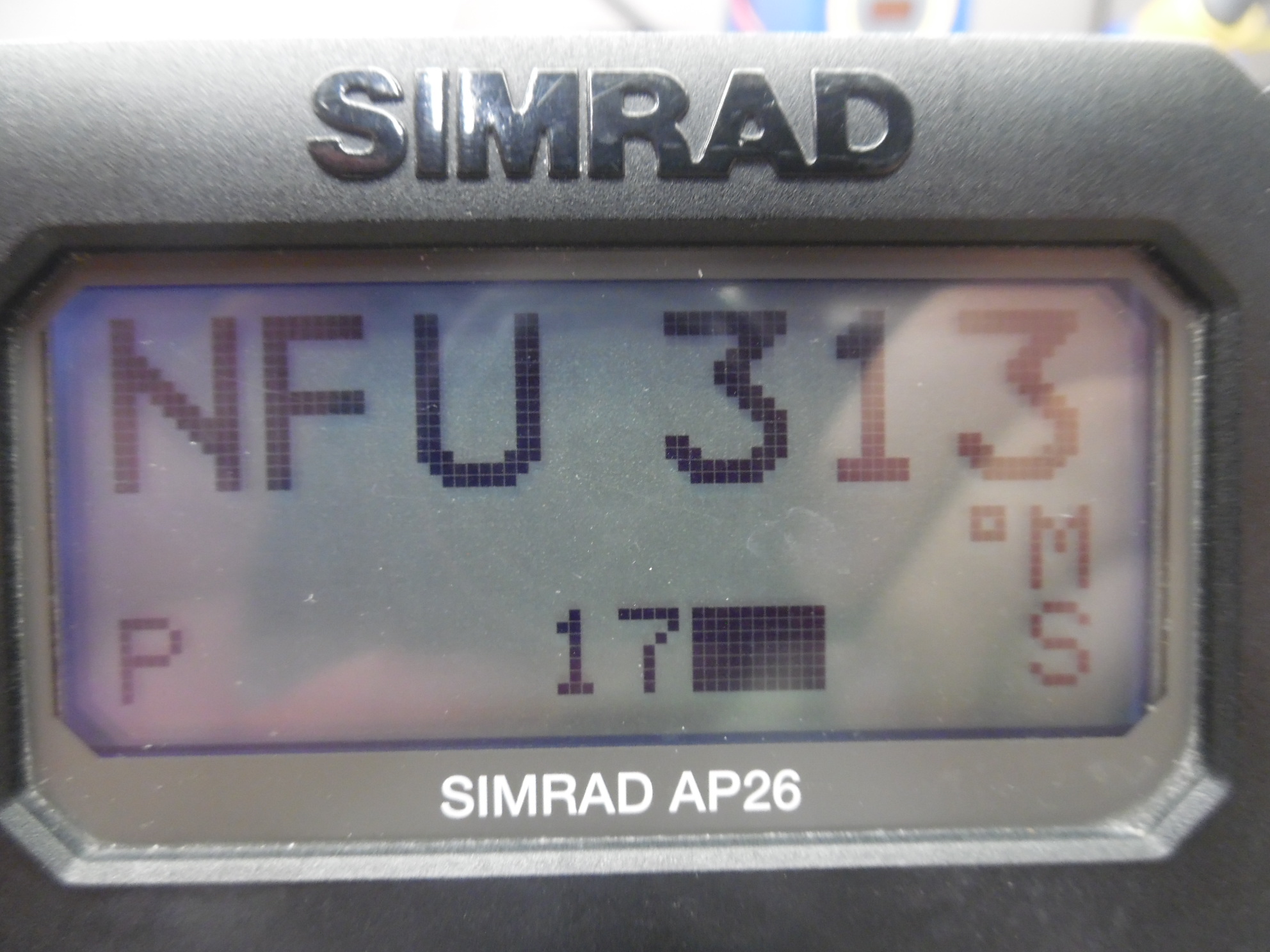 Simrad AP26 Autopilot Control Head 22087910 - Max Marine Electronics