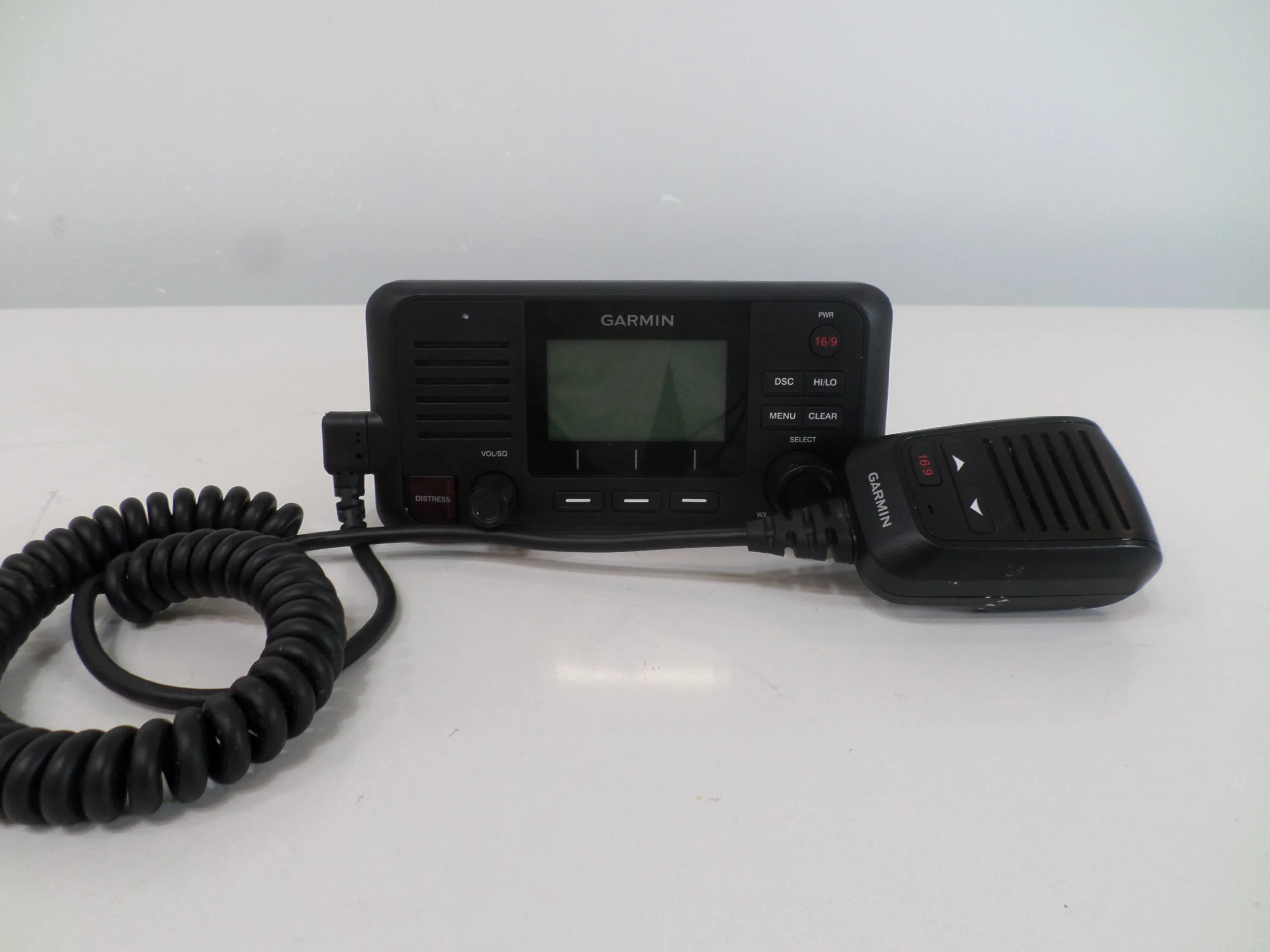 Garmin VHF 110 Compact DSC Marine VHF Radio - Tested - Max Marine ...