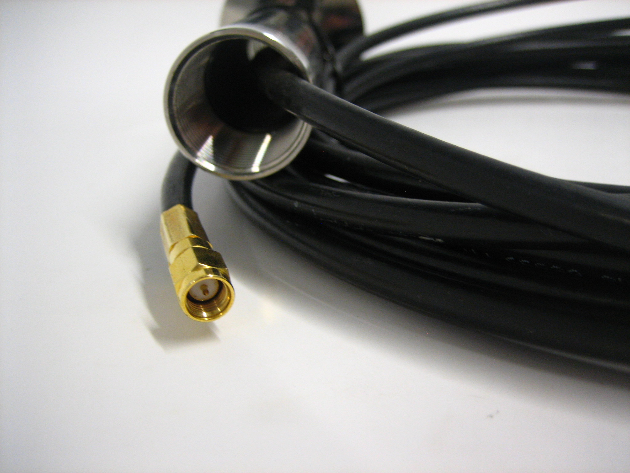Shakespeare Galaxy 5239 World Band Cellular & Wifi Antenna - Includes ...